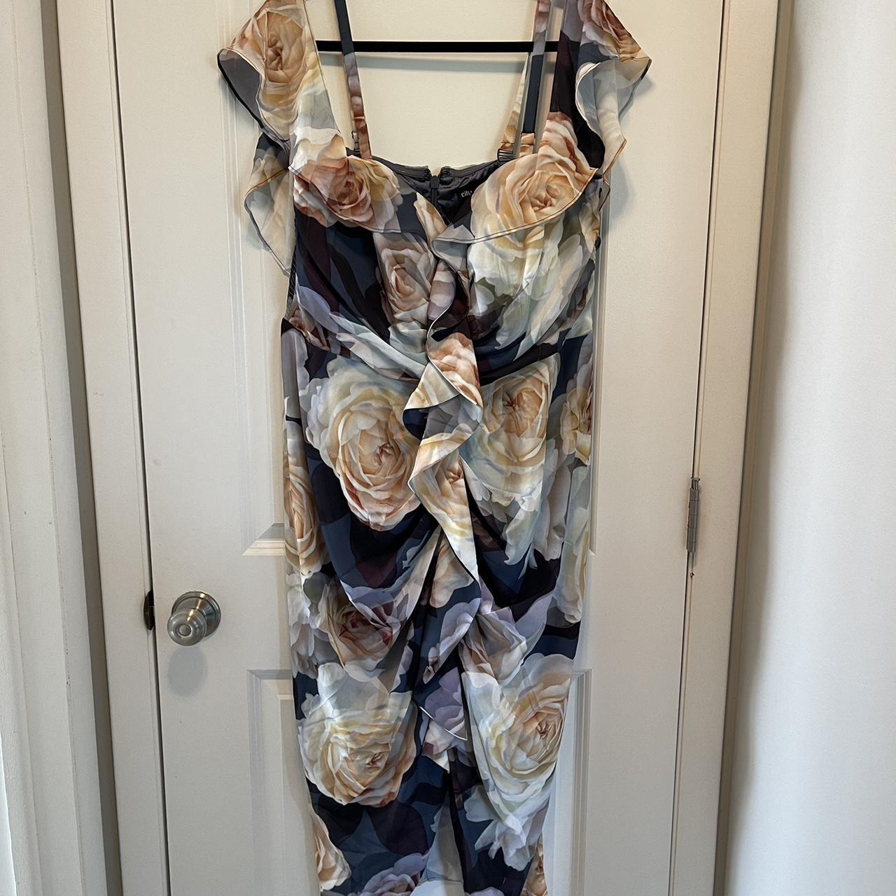 City Chic Va Va Voom Dress Size 18 Floral print Can... - Depop