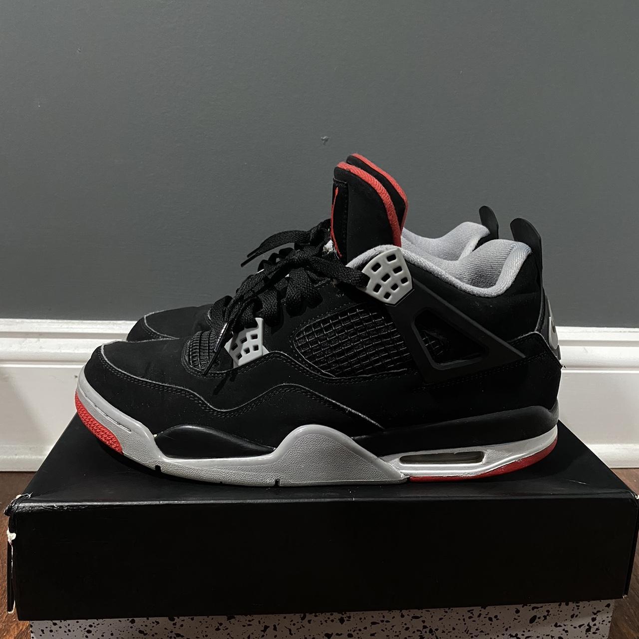 Jordan 4 Bred (USED) *With Box* Don’t fit me... - Depop