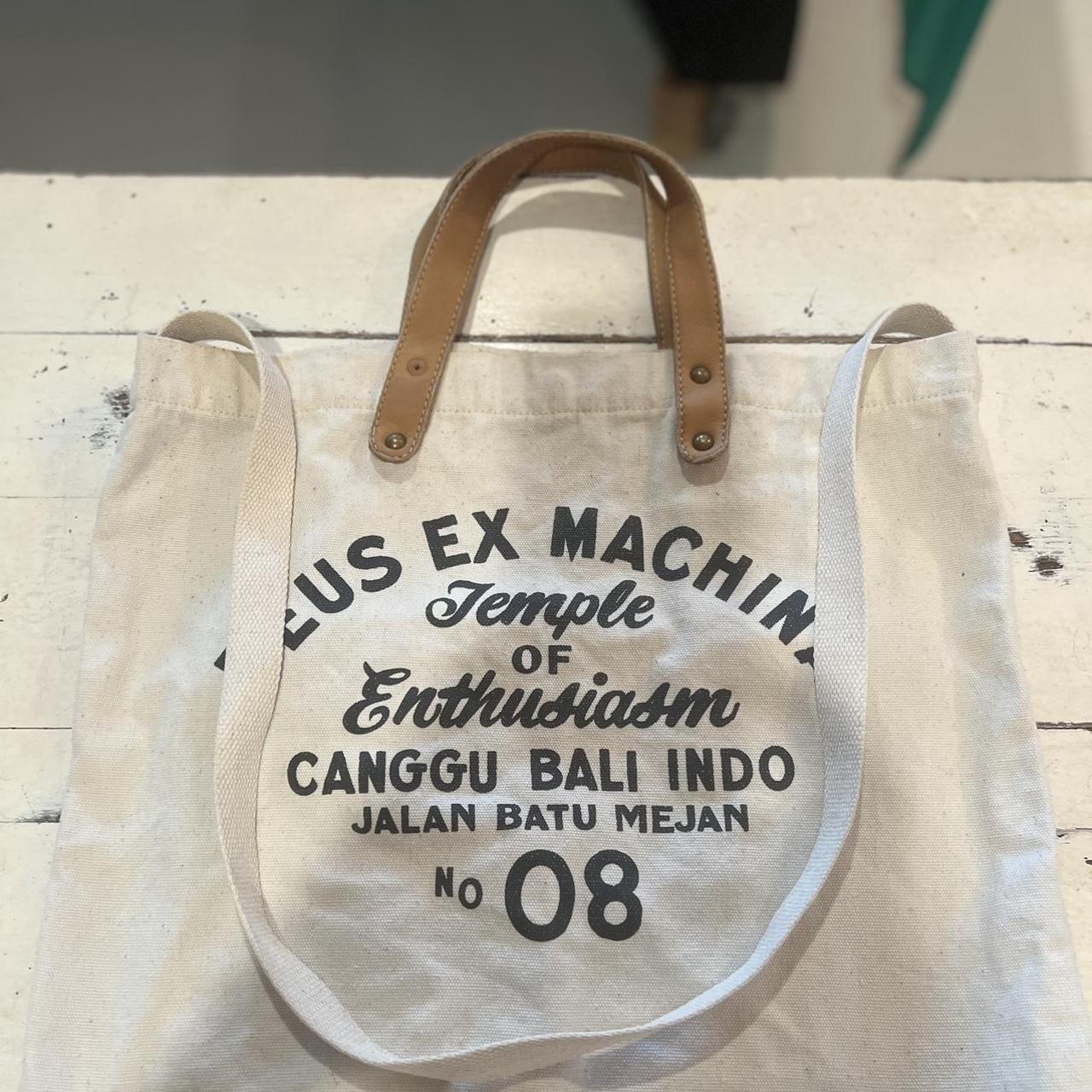 Deus Ex Machina canvas bag with logo. 2 internal... - Depop