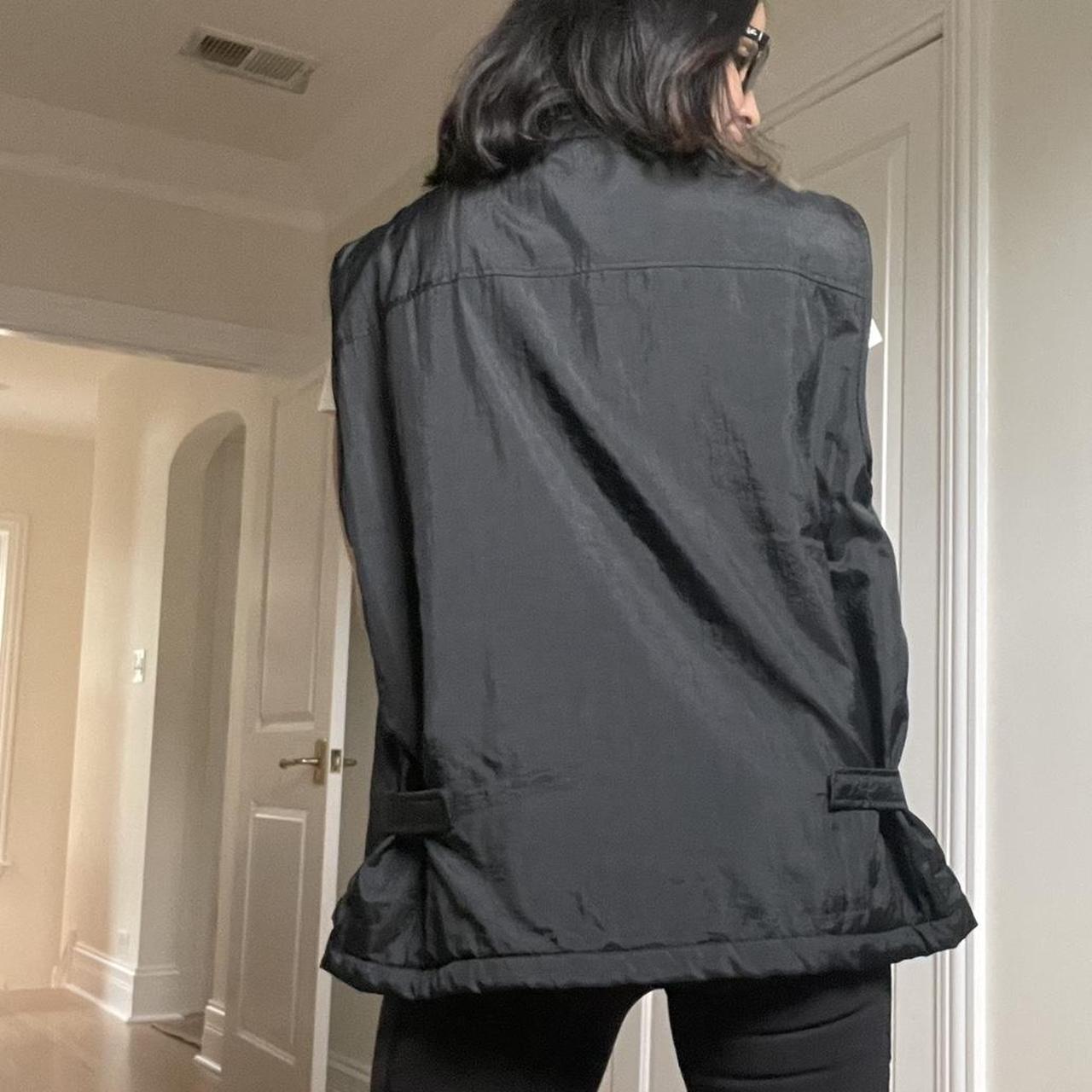 Gap utility vest! Unisex, military looking and warm.... - Depop