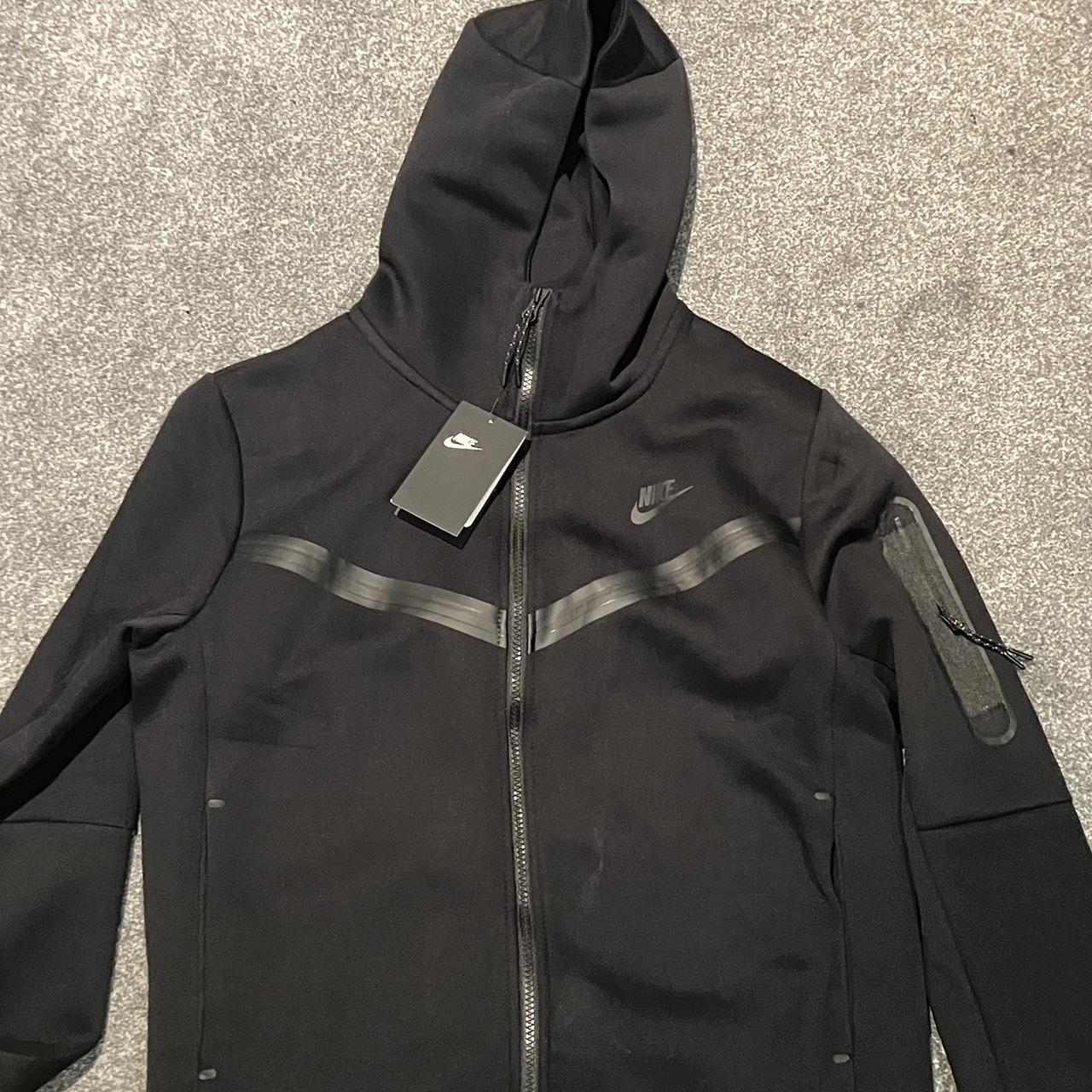 3rd gen Nike tech fleece new with tags Size S | Depop