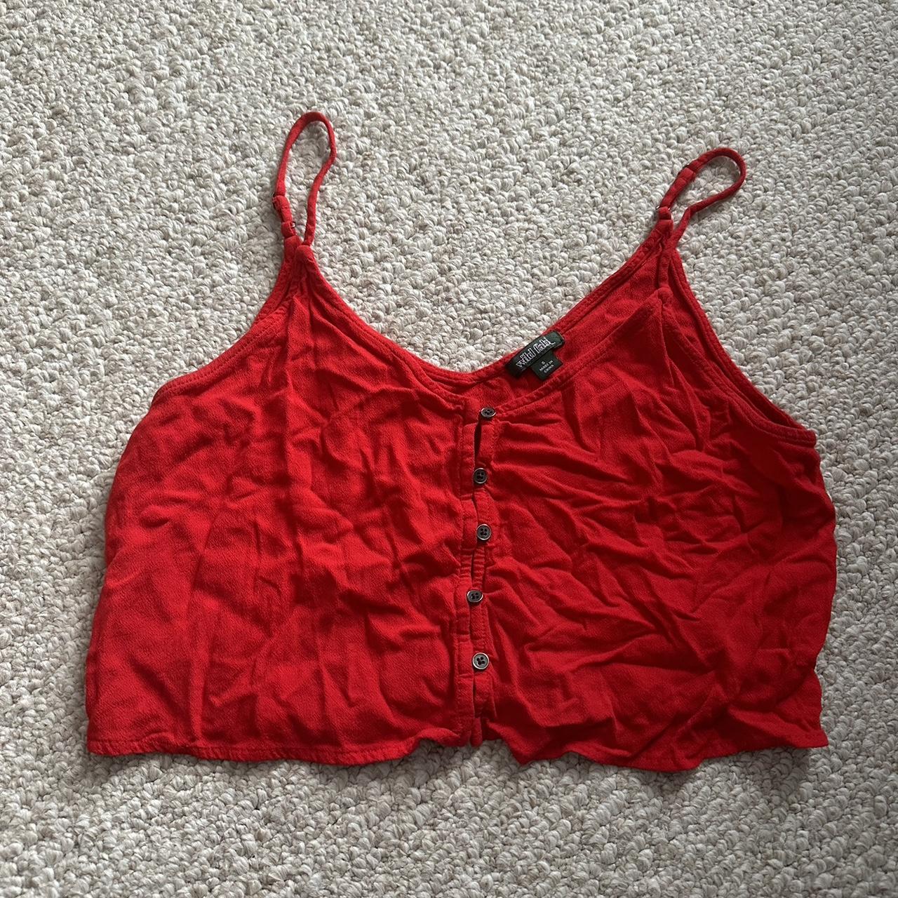 Size small red cropped tank top - Depop