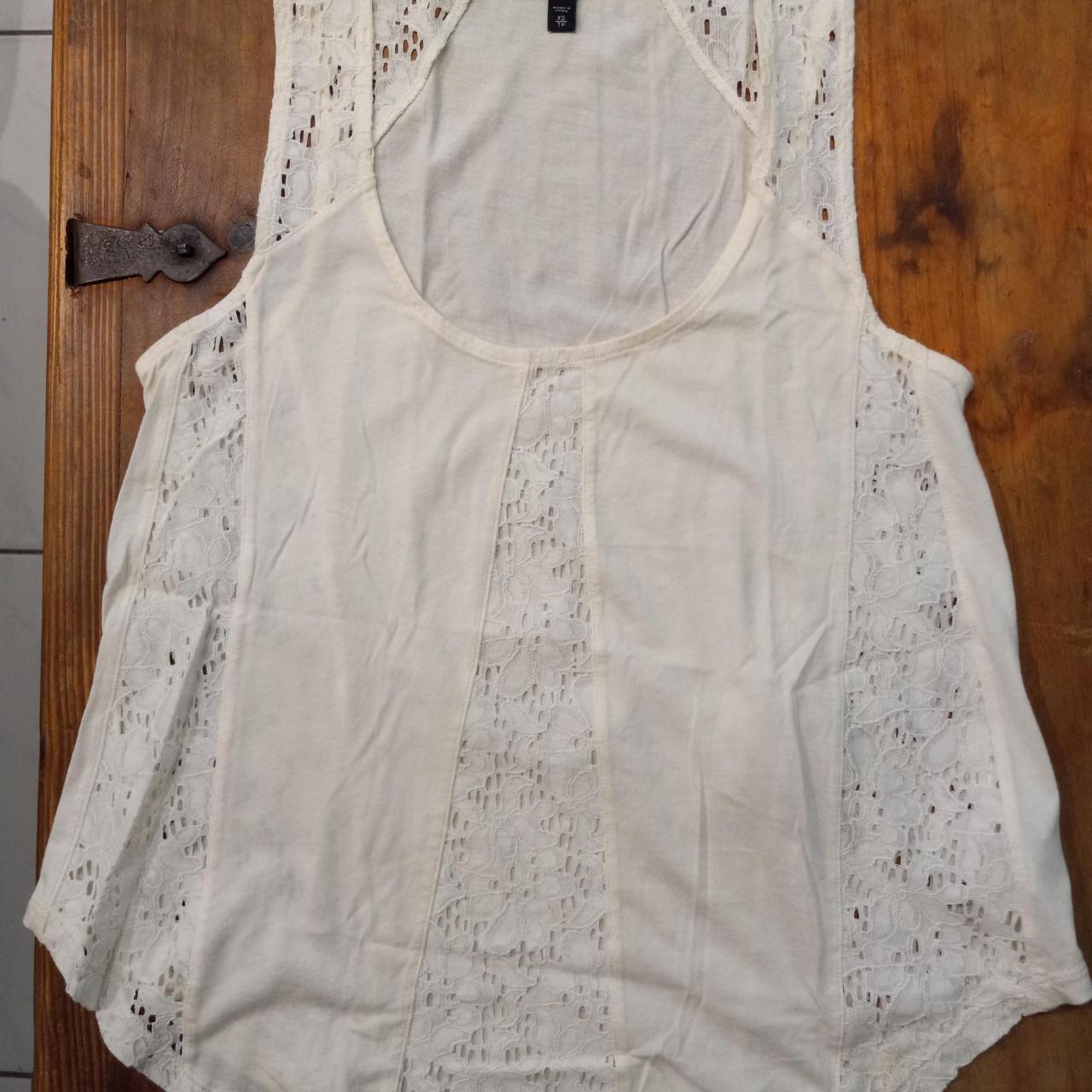 XS White Flowy Express Tank. Used Once. - Depop