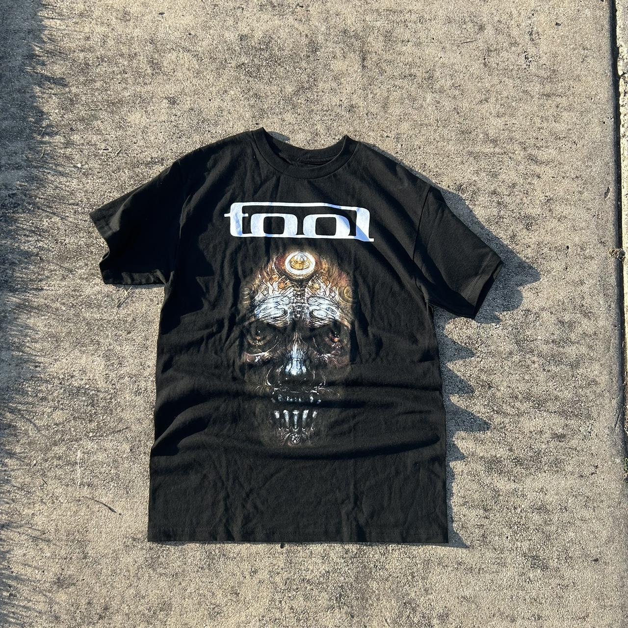 cool tools shirt no tag but fits like a m - Depop