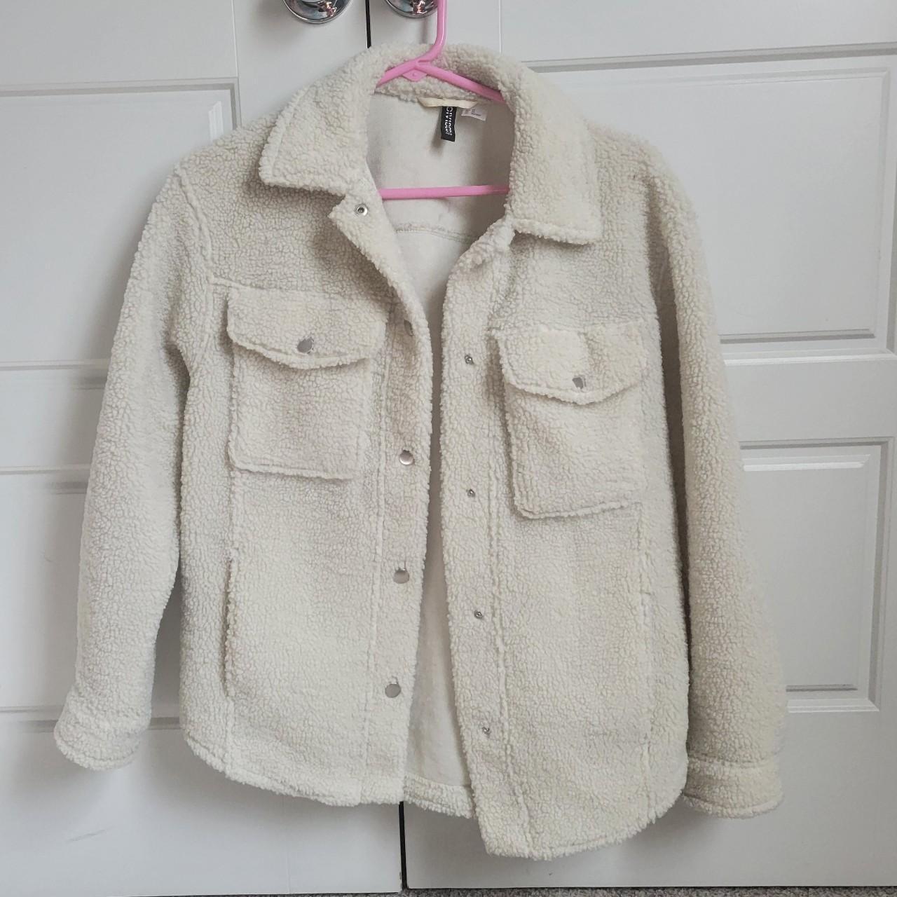 White sherpa jacket with pockets - Depop