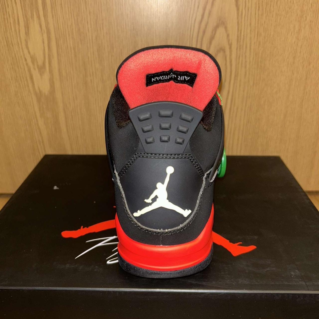 Jordan 4 Retro Red Thunders Size 9.5 Comes with box - Depop