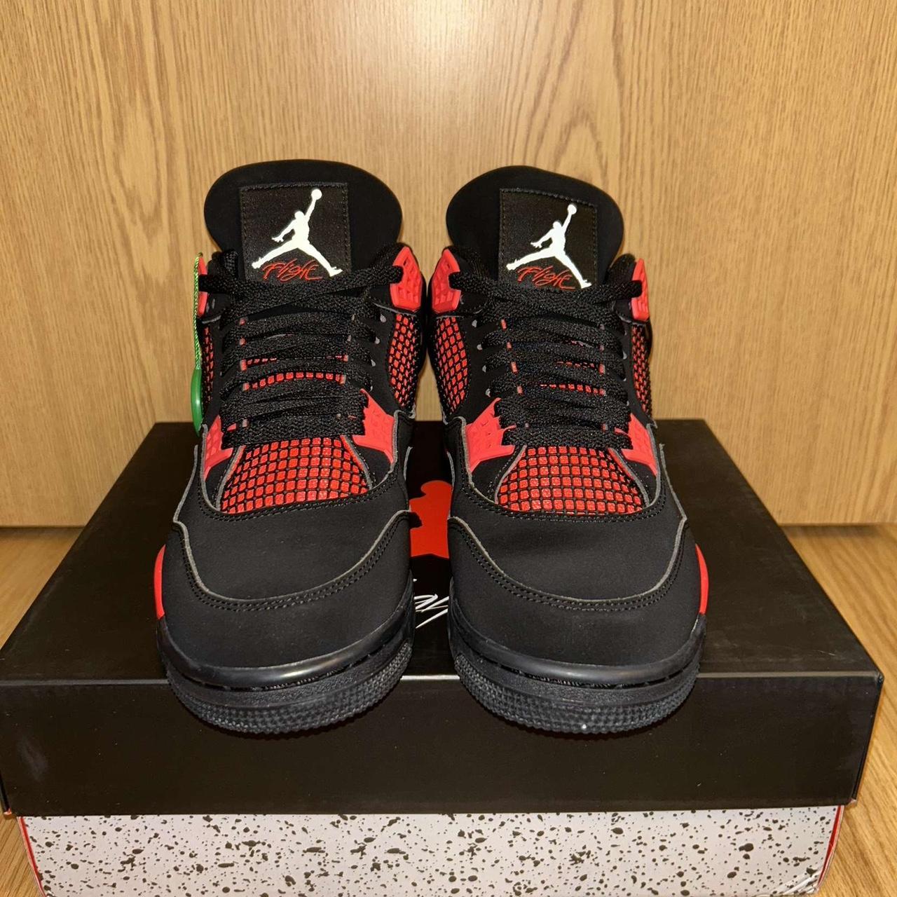 Jordan 4 Retro Red Thunders Size 9.5 Comes with box - Depop