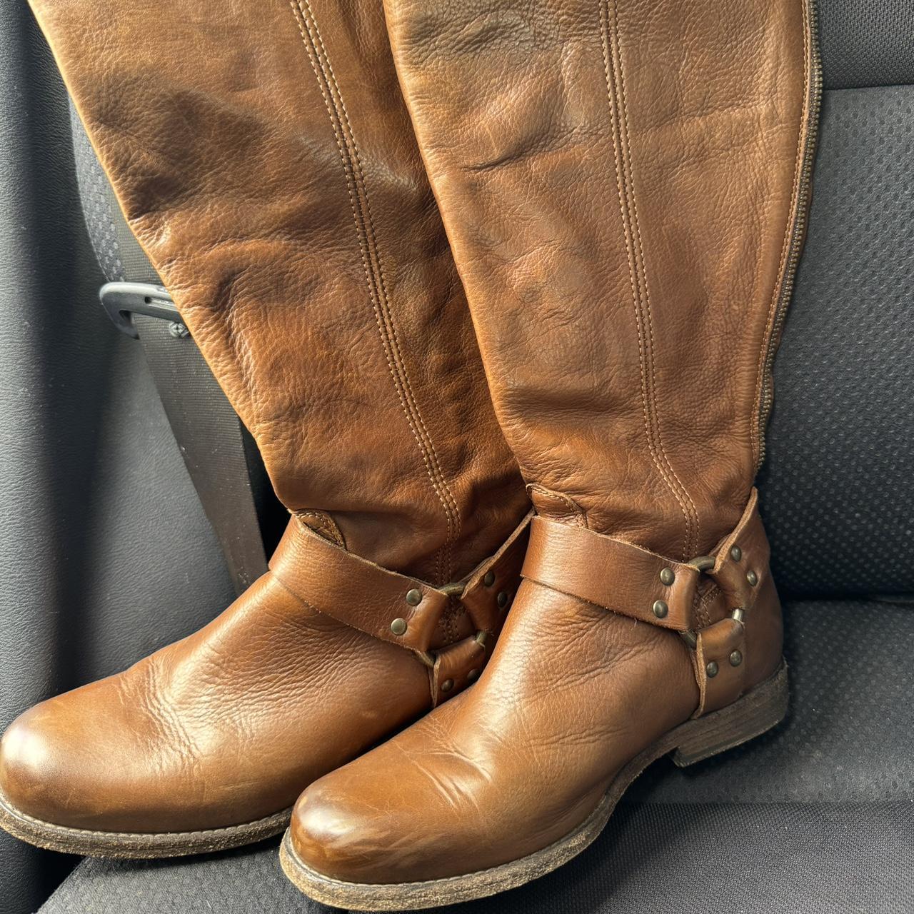 Womens 7 Frye moto buckle boots - Depop