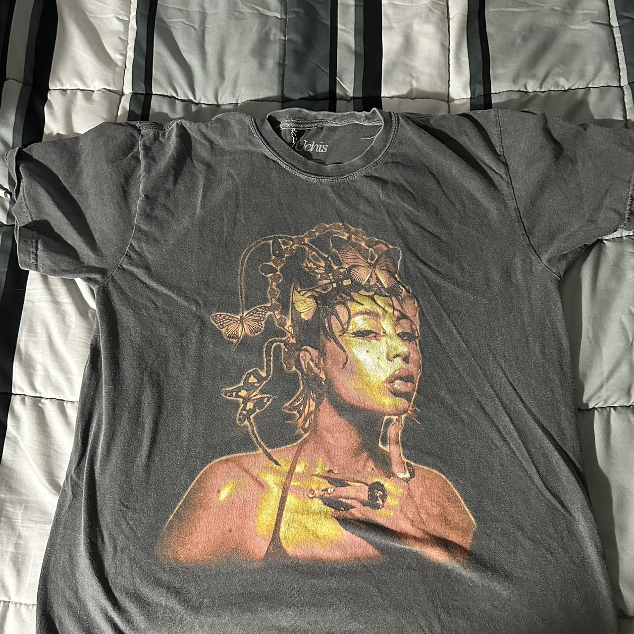 Kali Uchis Red Moon Tour merch Size Large - Depop