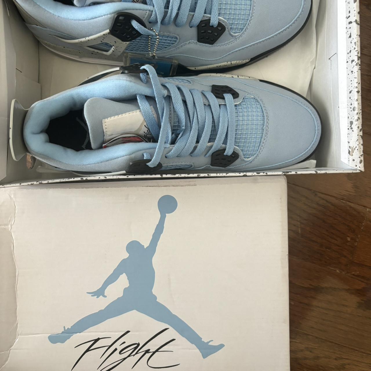 UNC Jordan 4 - Depop