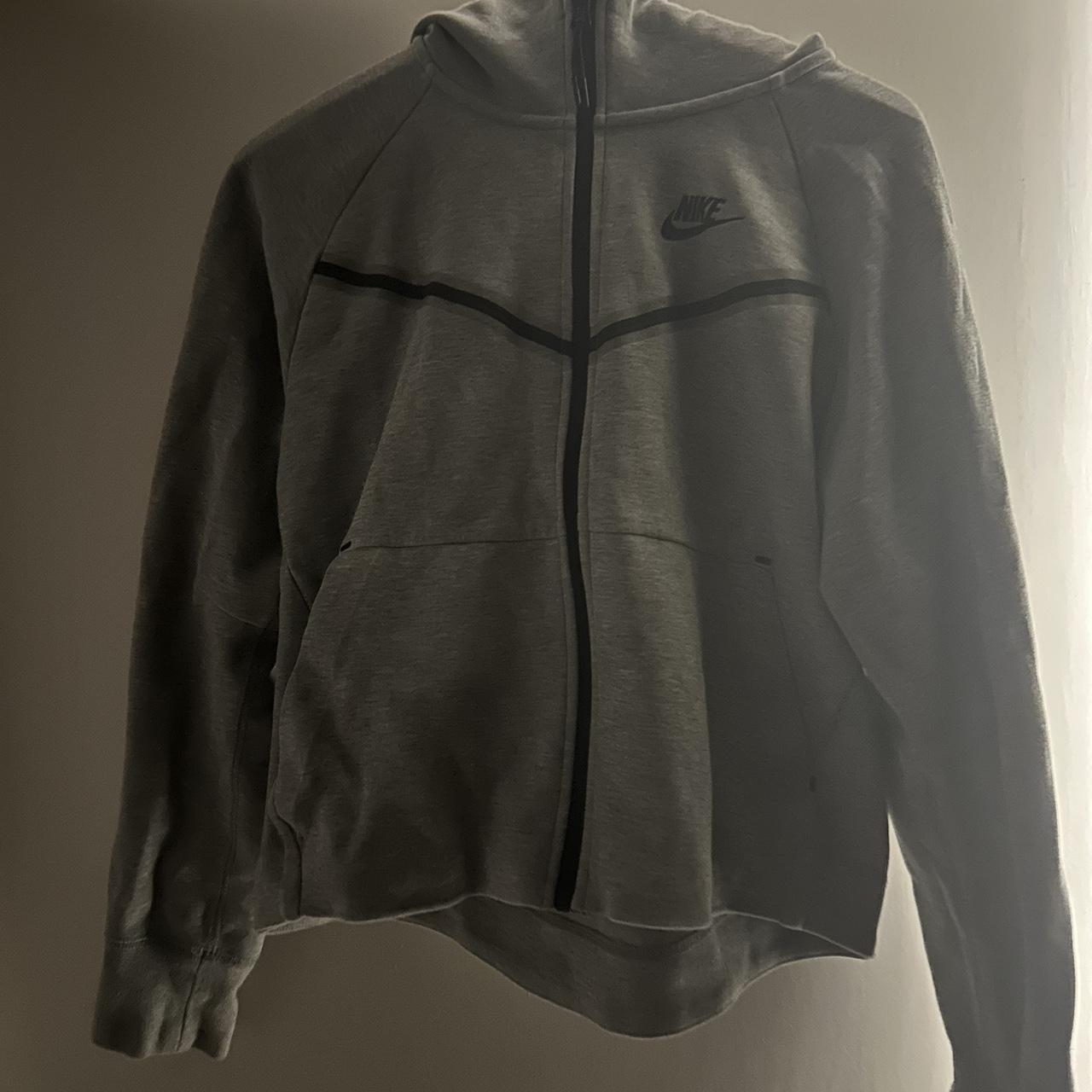 Grey Nike tech jacket - Depop