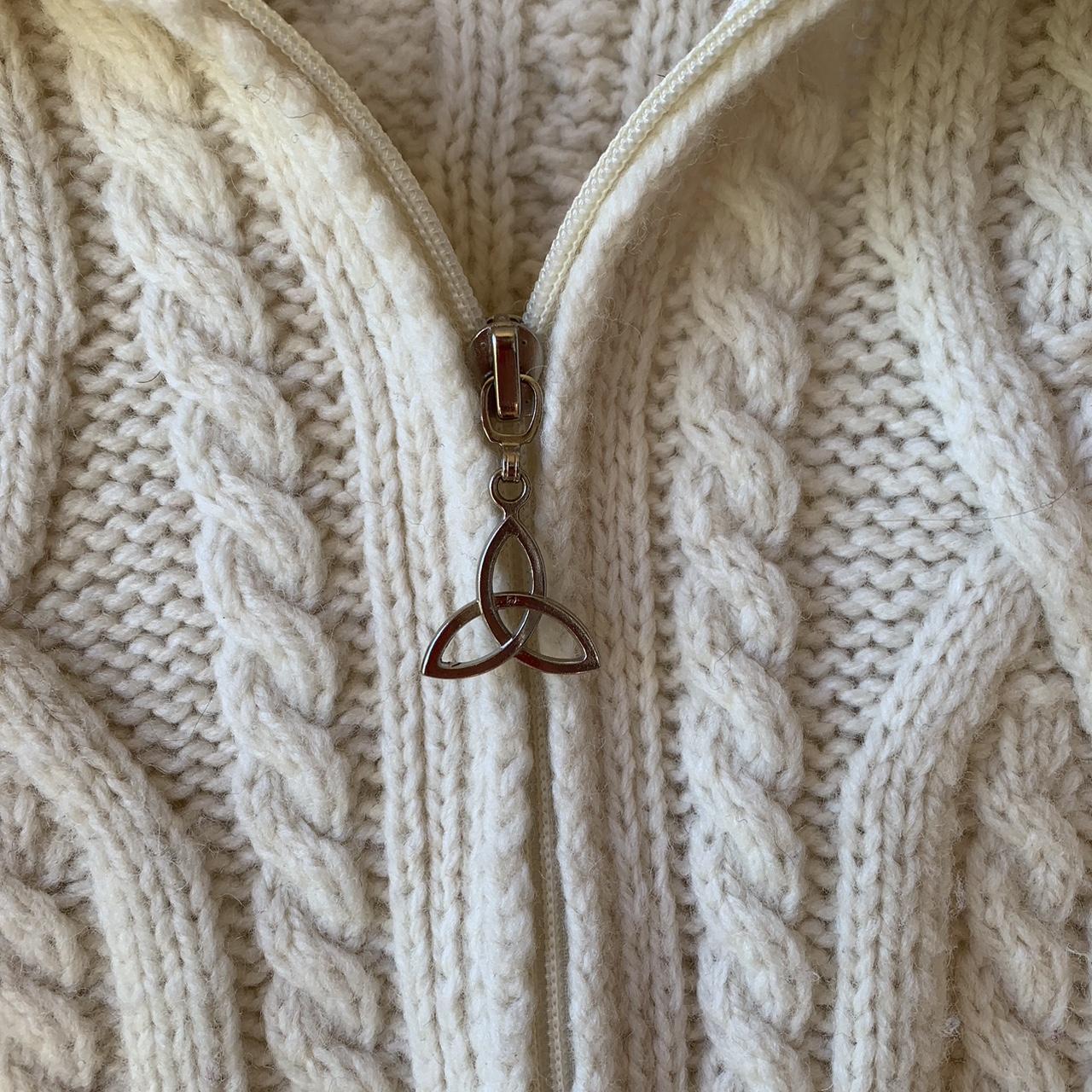 Stunning vintage Irish Merino Wool cable knit... - Depop