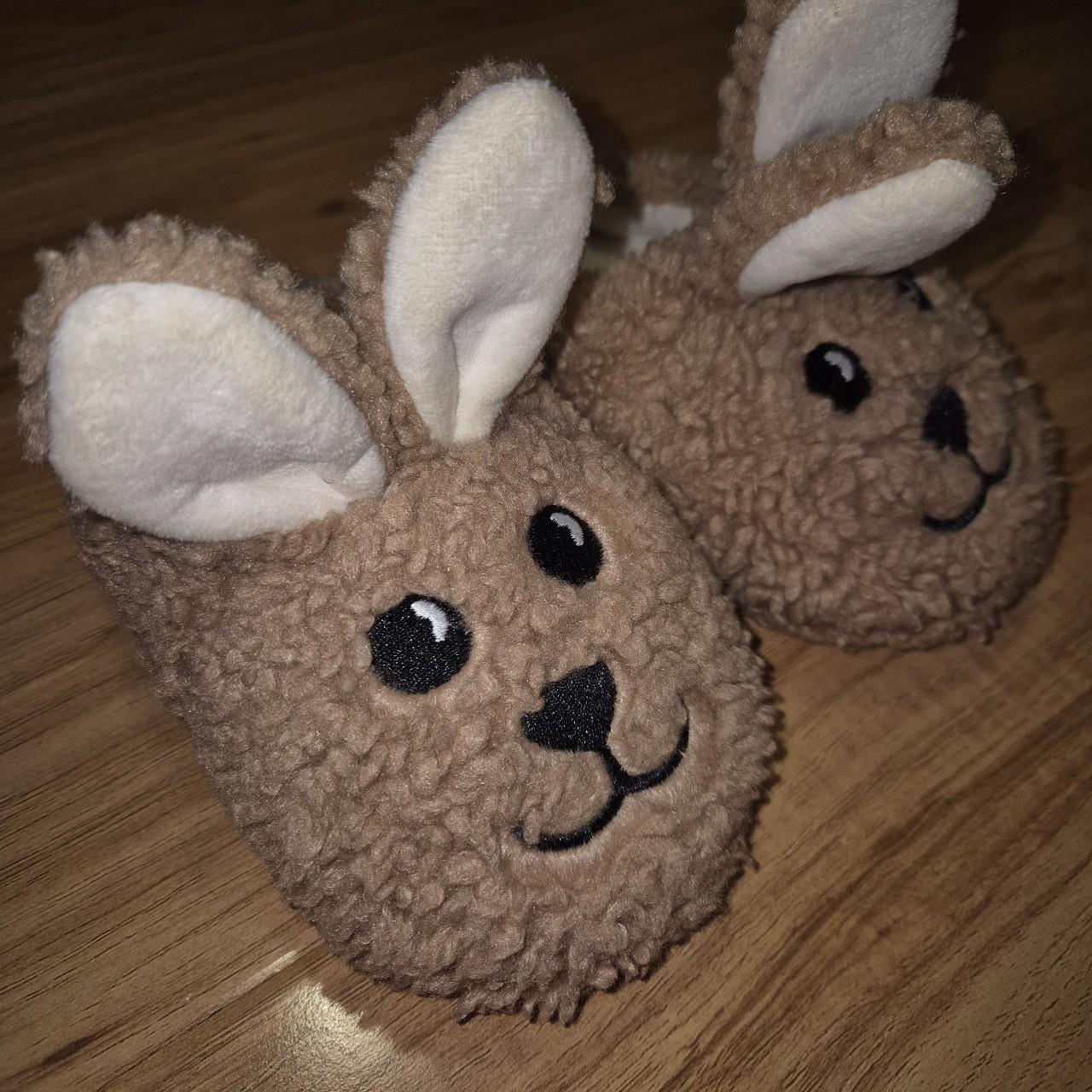 PETER ALEXANDER BUNNY SLIPPERS SIZE 7C HARDLY... - Depop