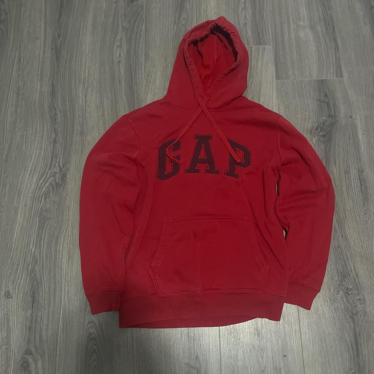 Red gap hoodie #skater Medium Baggy fit - Depop