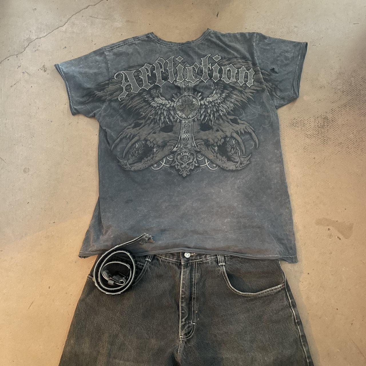 XL (fits like a Large) affliction grail with skulls... - Depop