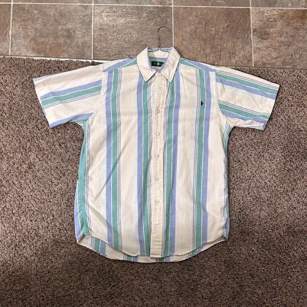 Vintage Hunt Club button up Size: M cool pattern on... - Depop