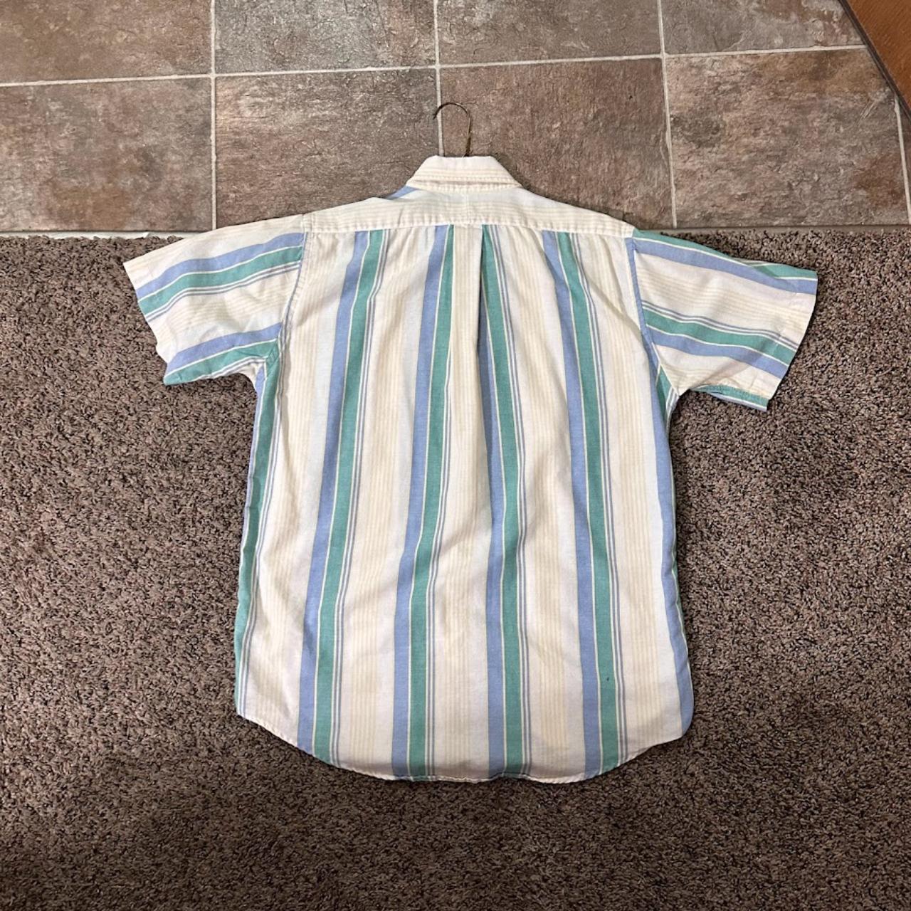 Vintage Hunt Club button up Size: M cool pattern on... - Depop