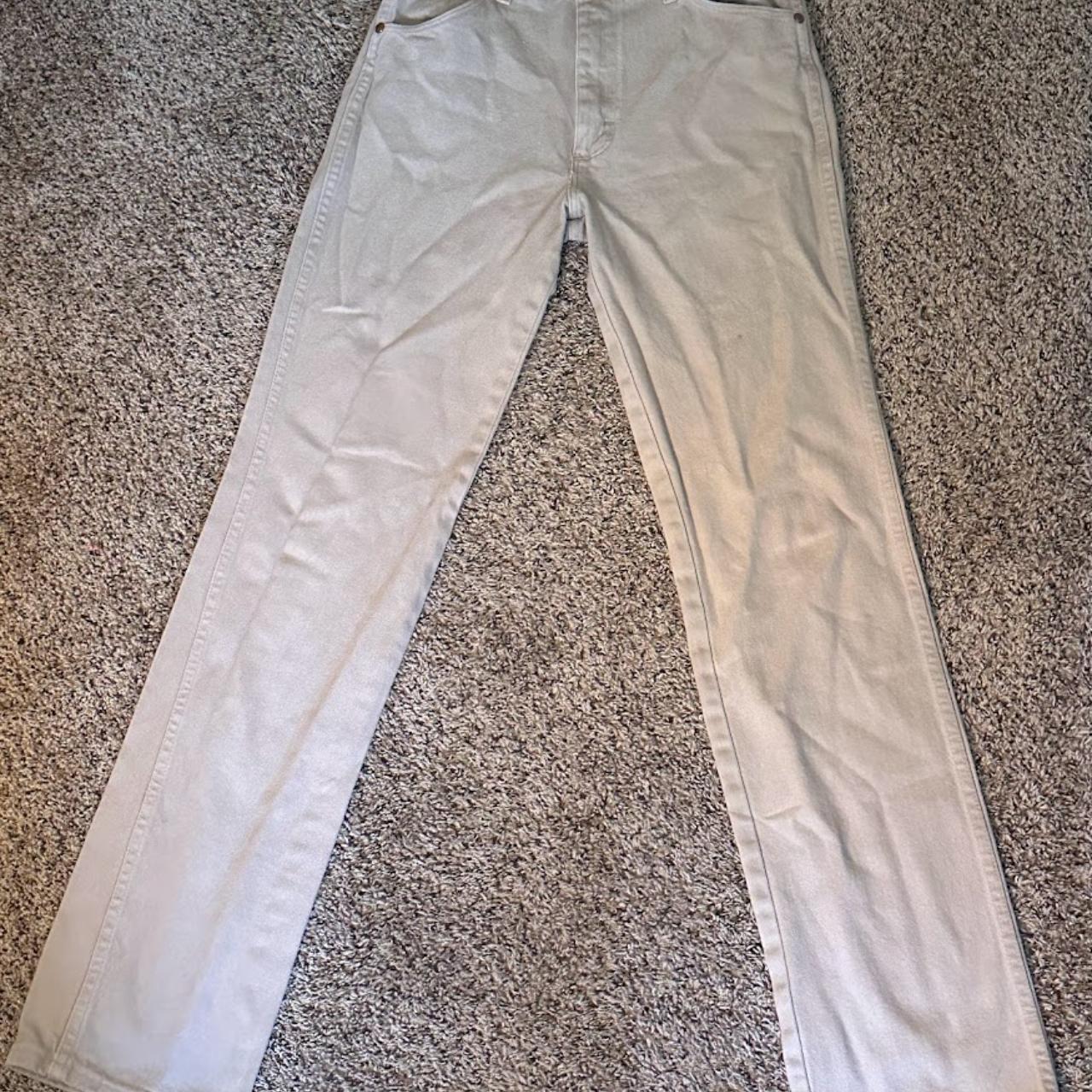 Vintage Wrangler khakis 32x36 - Depop