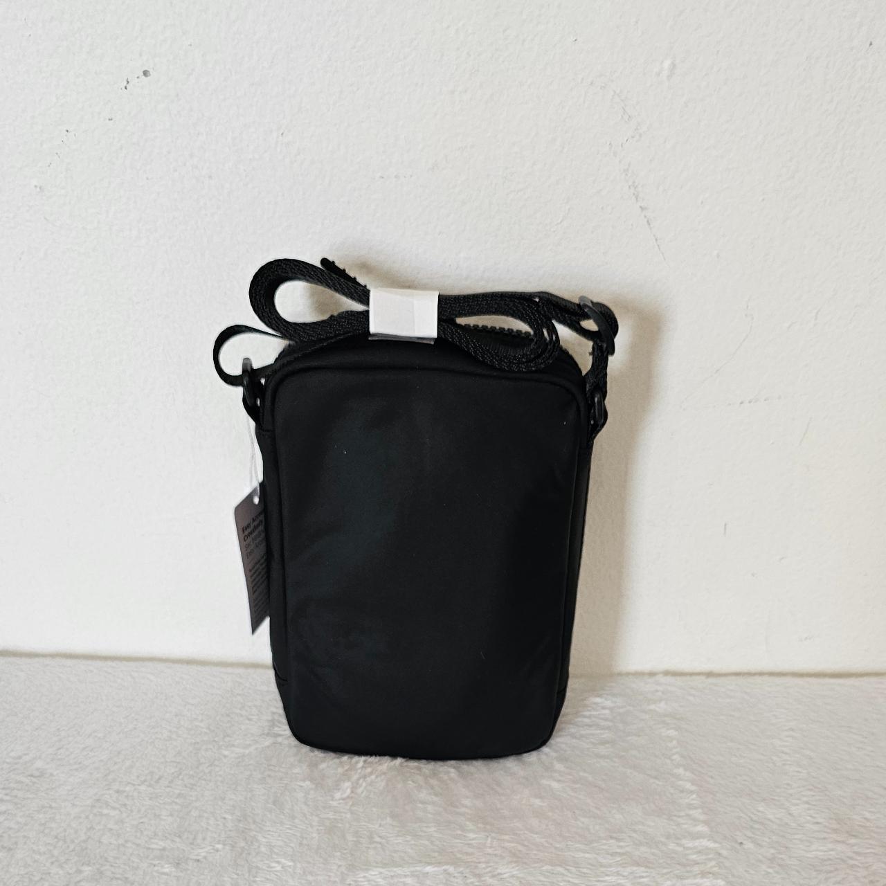 Lululemon Easy Access Crossbody Bag 1.5L Black... - Depop