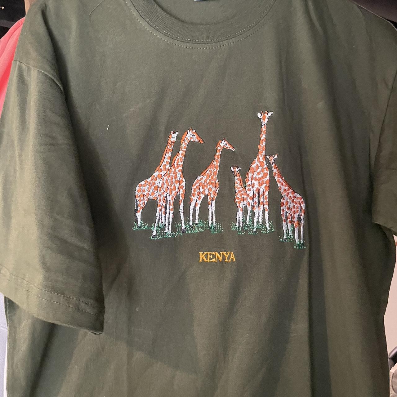 Kenya t shirt Embroidered giraffes Large - Depop