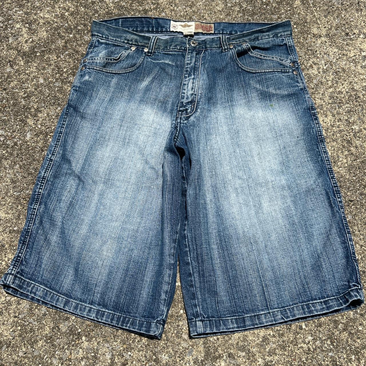 Vintage Baggy Evolution Jorts - measures size 38 📐... | Depop