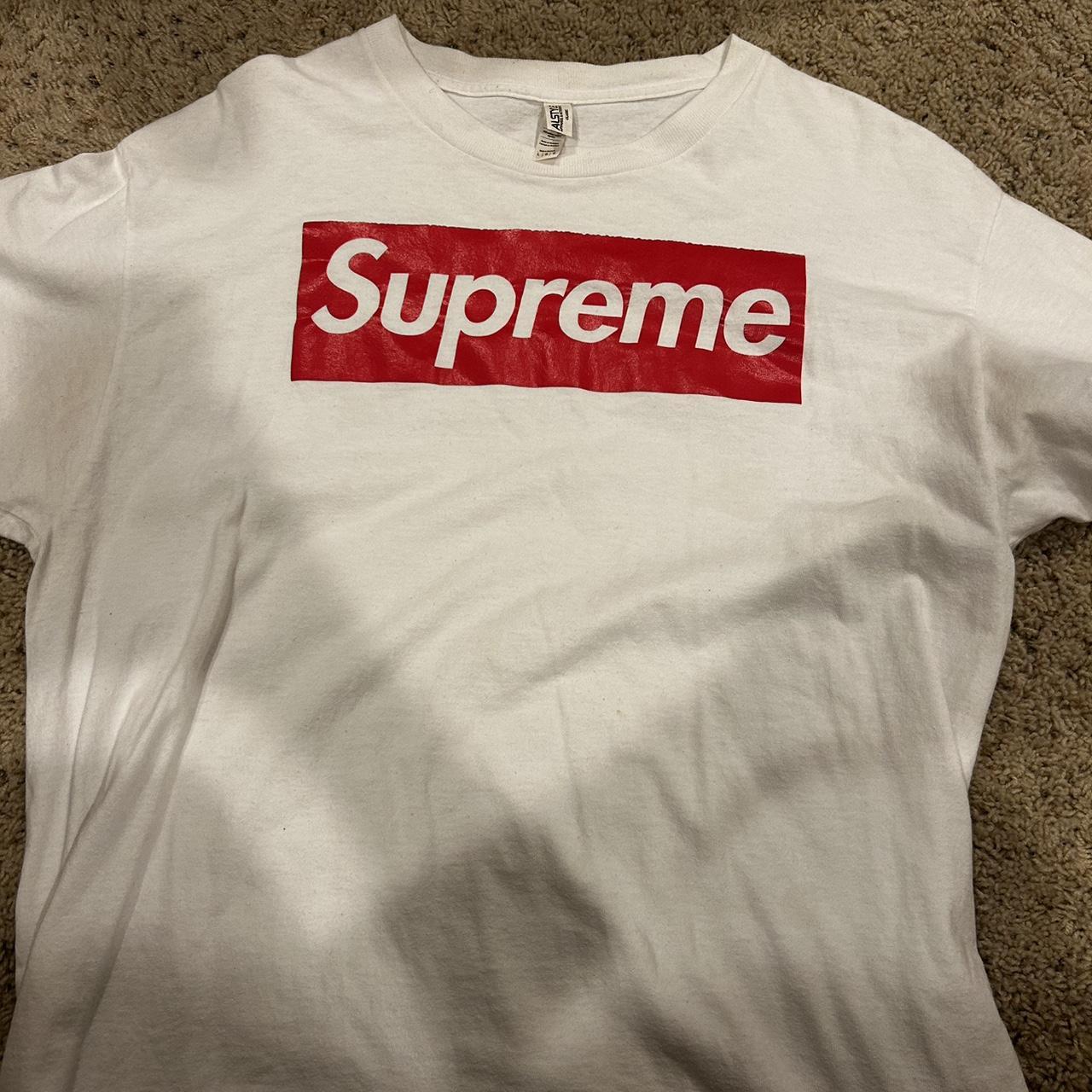 Supreme box tee shirt (size Large) wore this very... - Depop