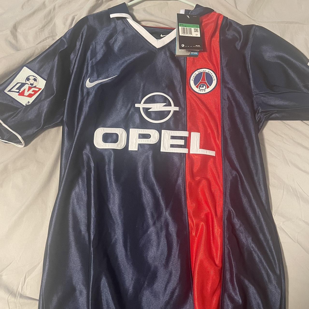 2001/2002 PSG Home Soccer Jersey Size listed is XL... - Depop