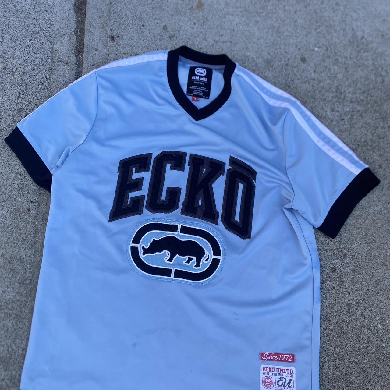 Ecko united -90s style pull over tee -medium... - Depop