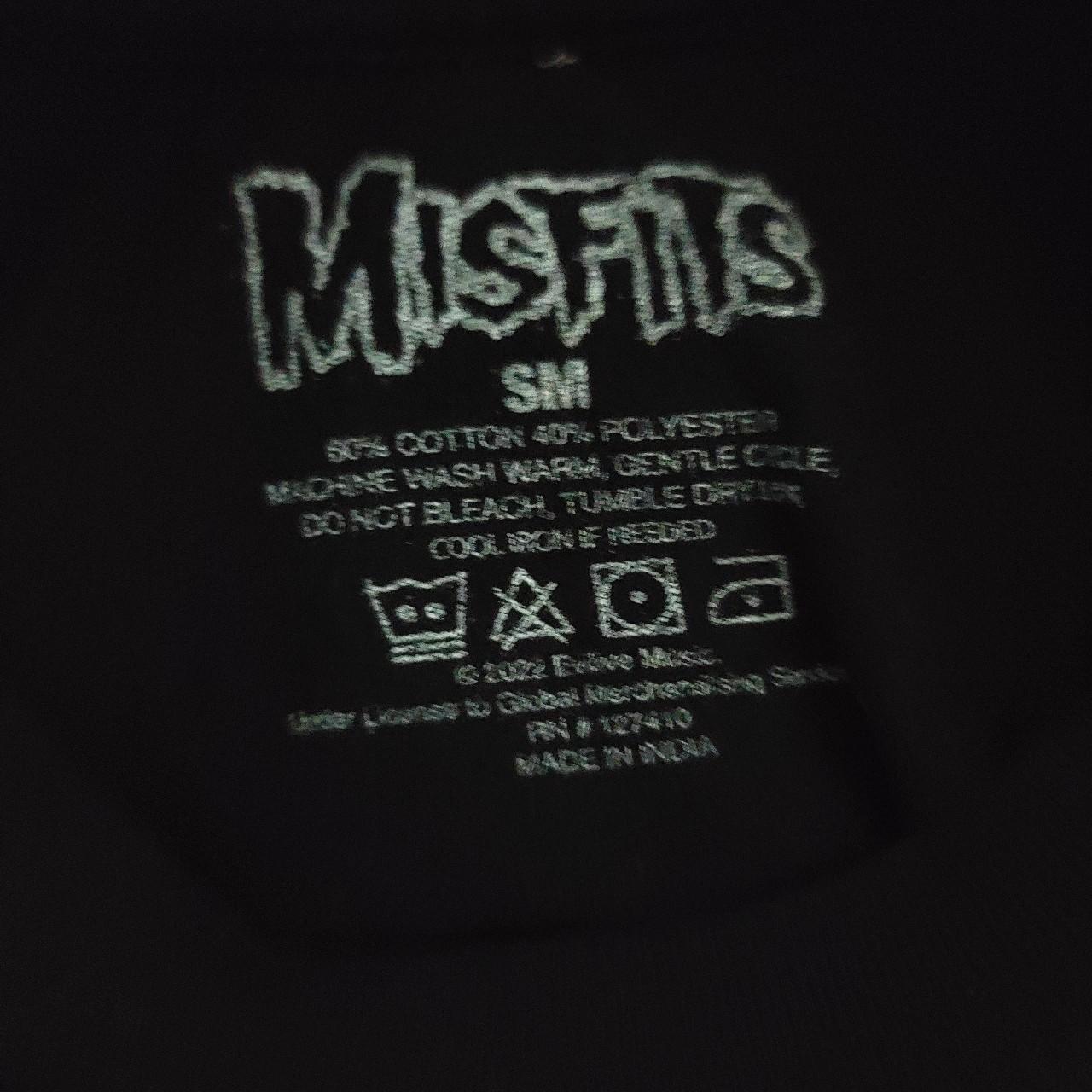 Cropped Misfits Band Shirt Classic skull Misfits... - Depop