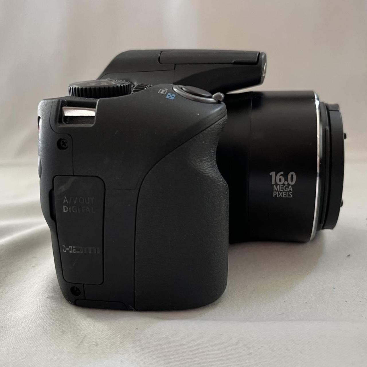 Canon PowerShot SX520 HS Comes with: -battery - Depop