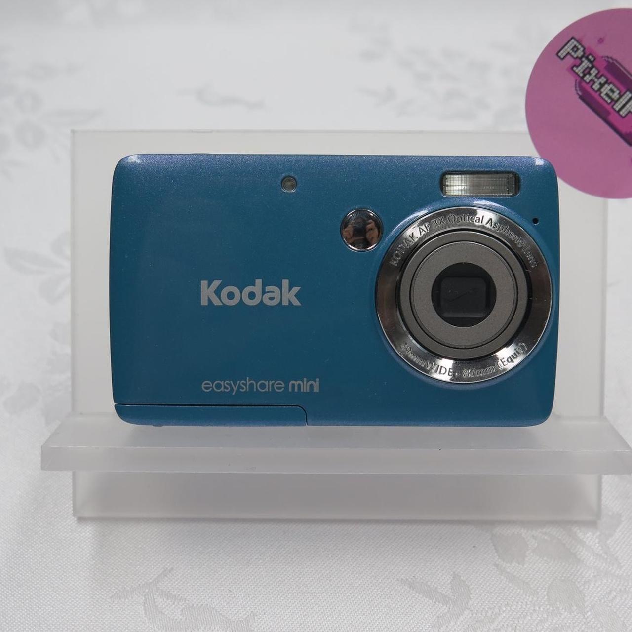 Kodak EasyShare Mini M200 ♡𝘾𝙤𝙢𝙚𝙨 𝙬𝙞𝙩𝙝♡ Camera ... | Depop
