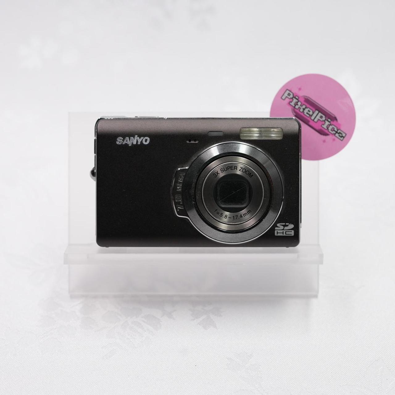 Sanyo VPC-T700 ♡𝘾𝙤𝙢𝙚𝙨 𝙬𝙞𝙩𝙝♡ Camera Battery ... | Depop