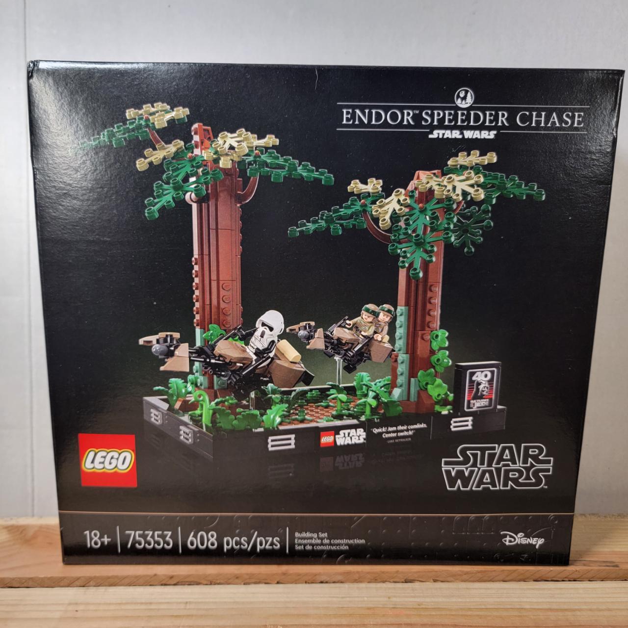 Lego Disney Star Wars: Endor Speeder Chase 608 pcs,... - Depop