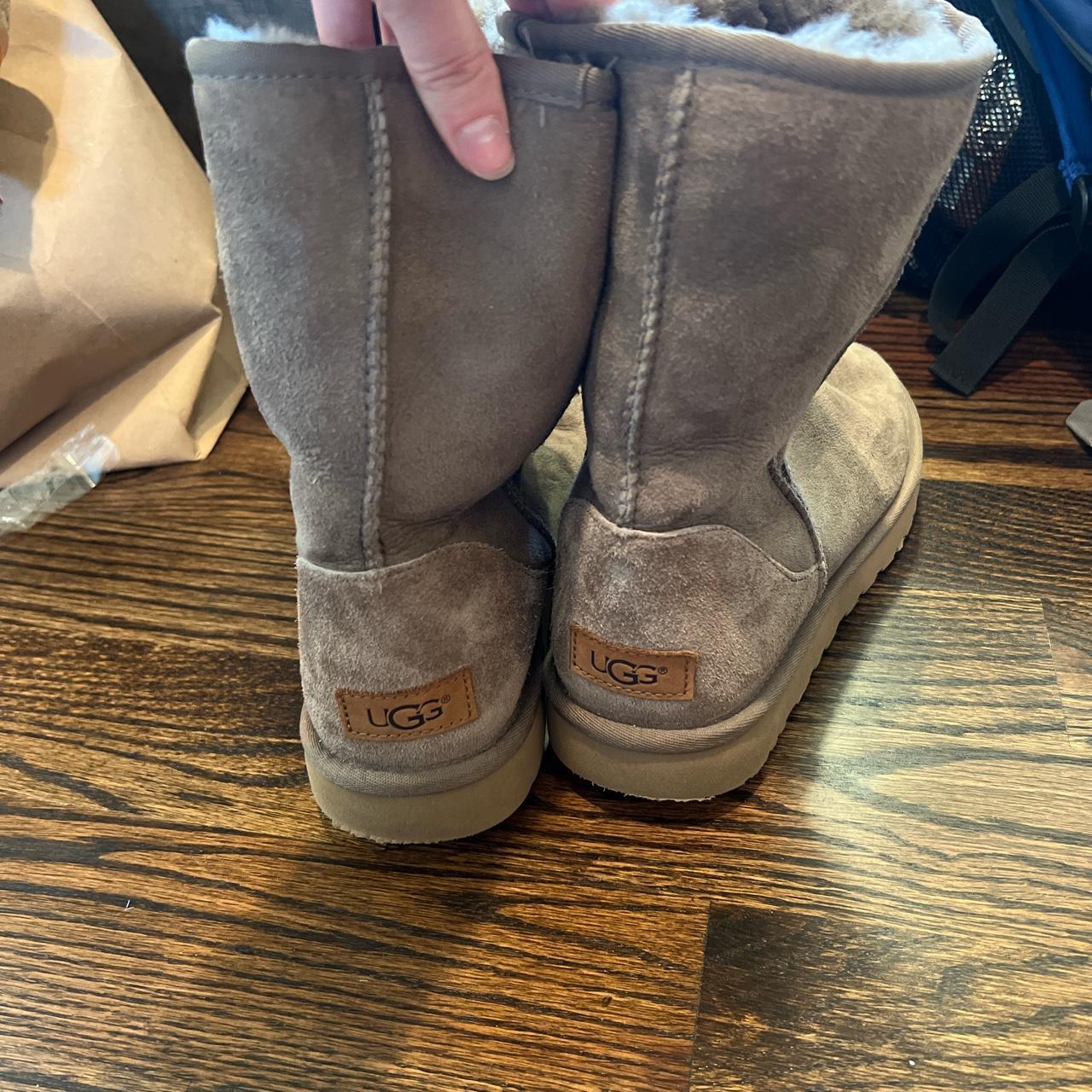 Grey Uggs Mid height Good wear but still fresh - Depop