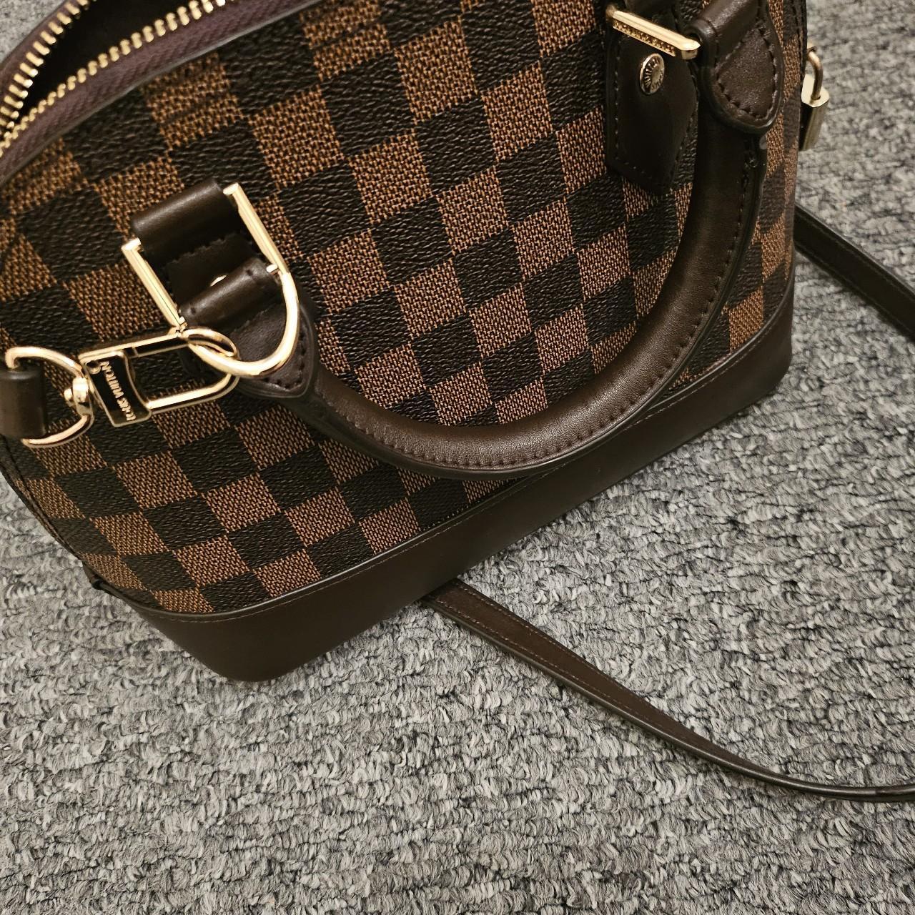 Loui handbag great condition like new - Depop