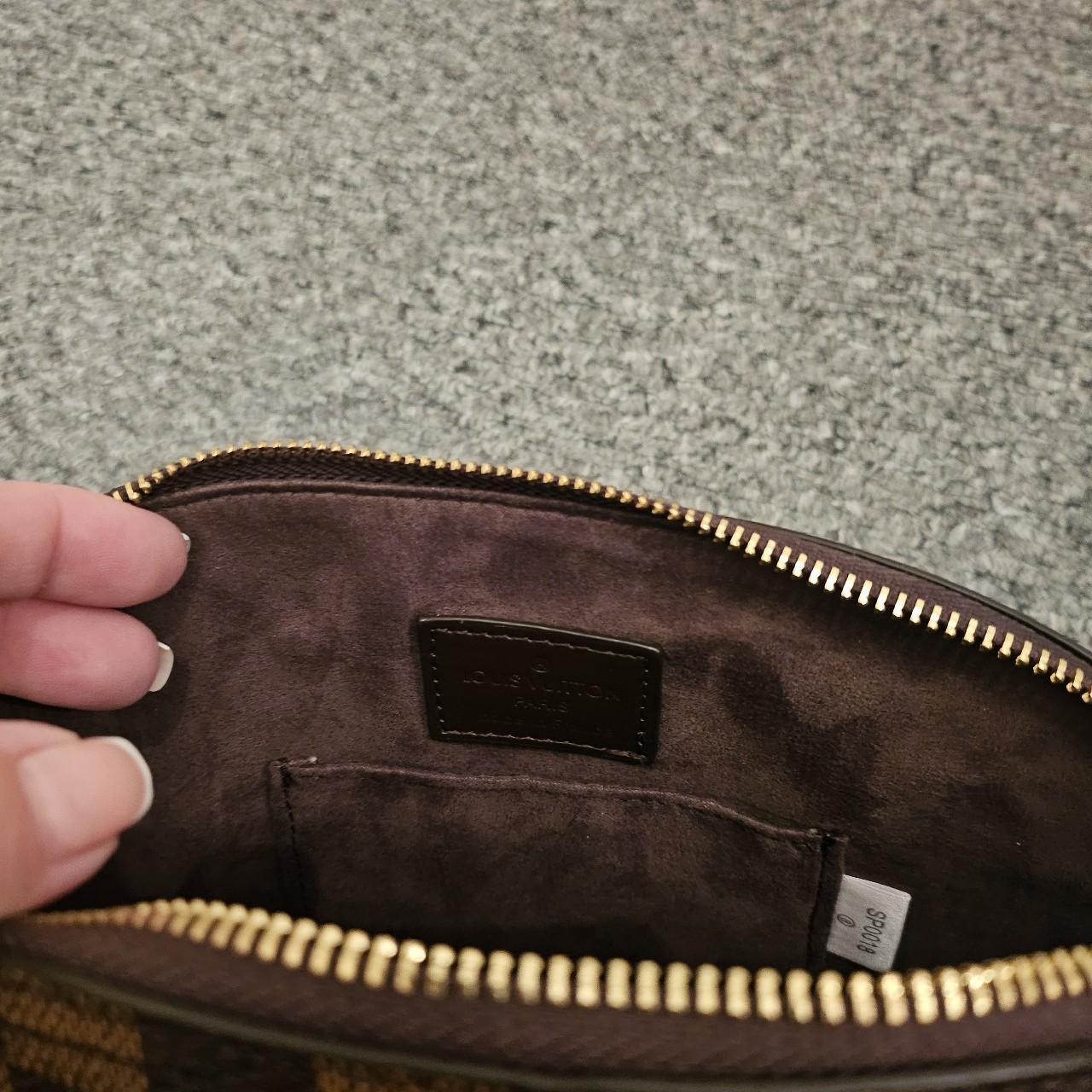 Loui handbag great condition like new - Depop