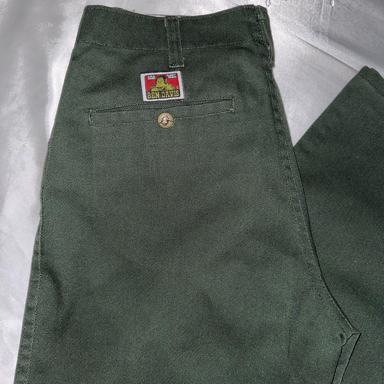 Ben Davis Green pants Size 29 - Depop
