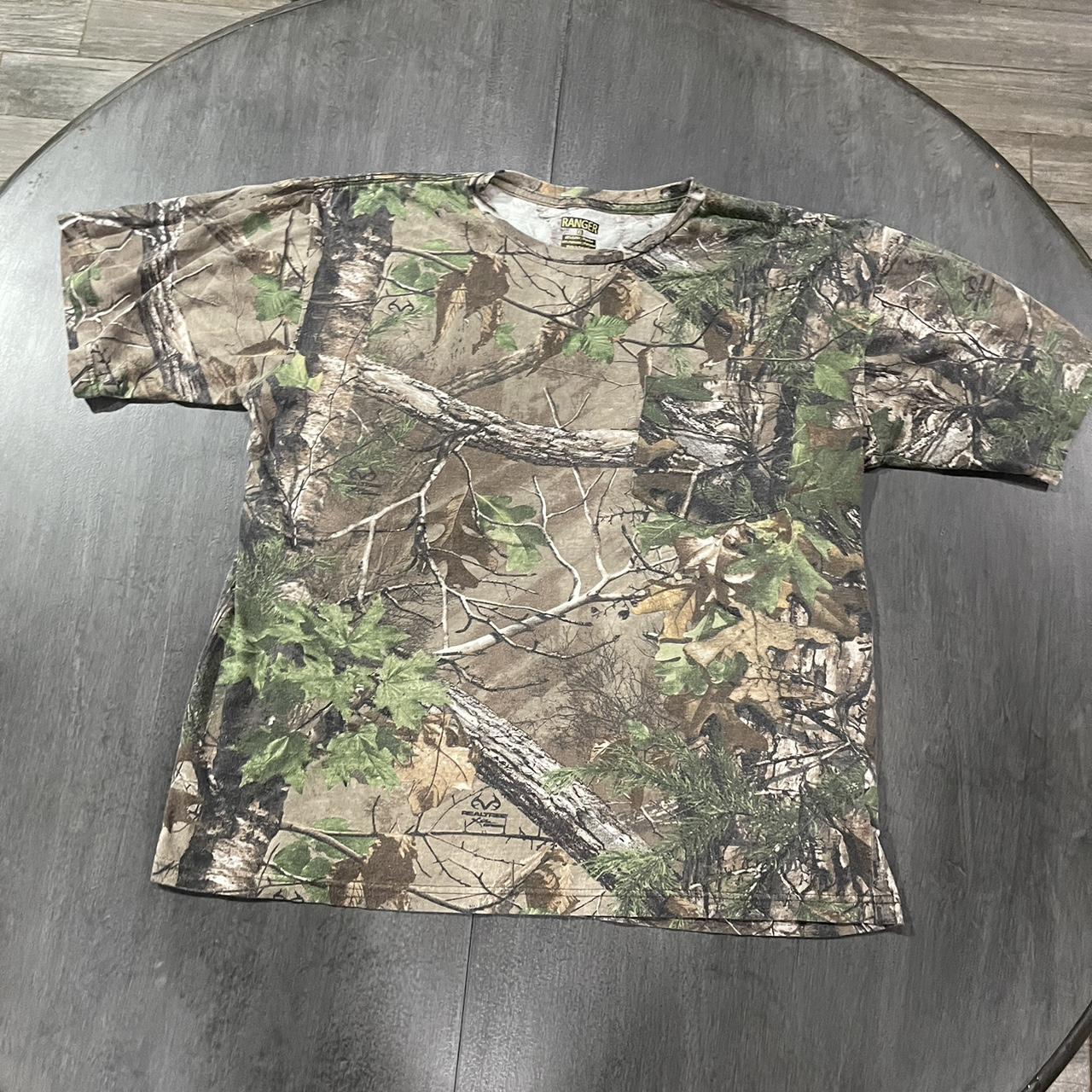 Ranger Camo front pocket tshirt Size XL Great condition - Depop