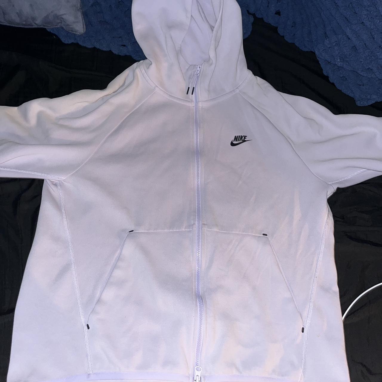 Used lavender Nike tech Size-L #Nike #Tech fleece - Depop