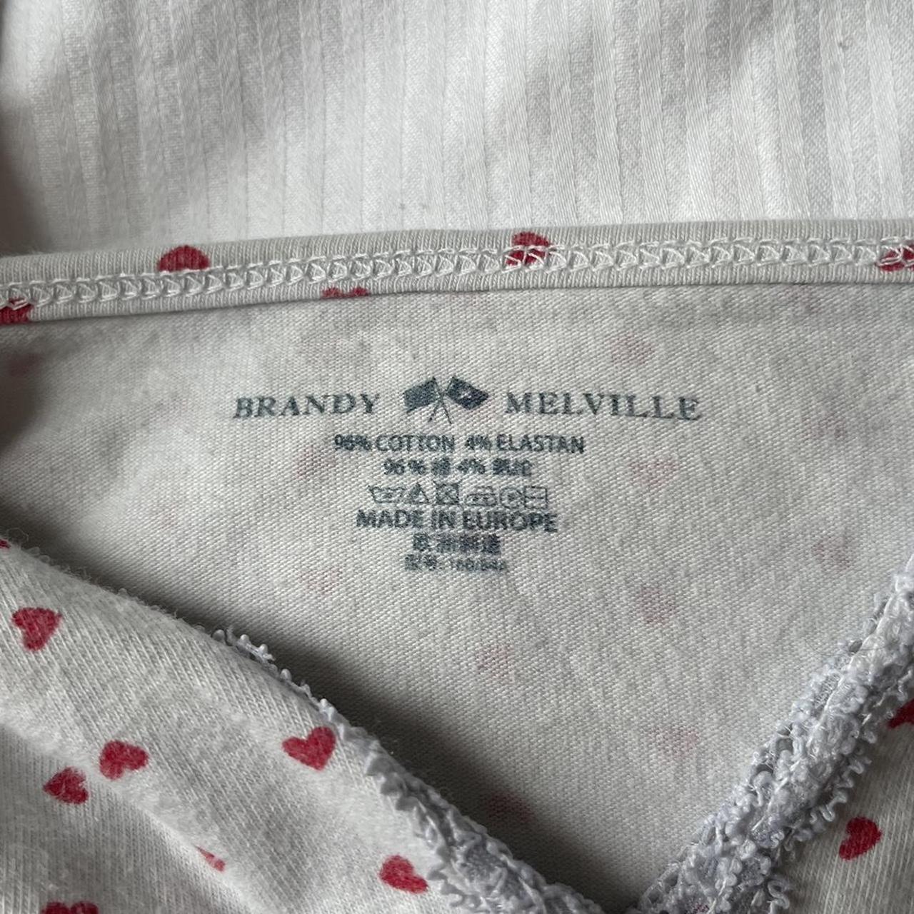 Gorgeous Brandy Melville heart tank top - Depop