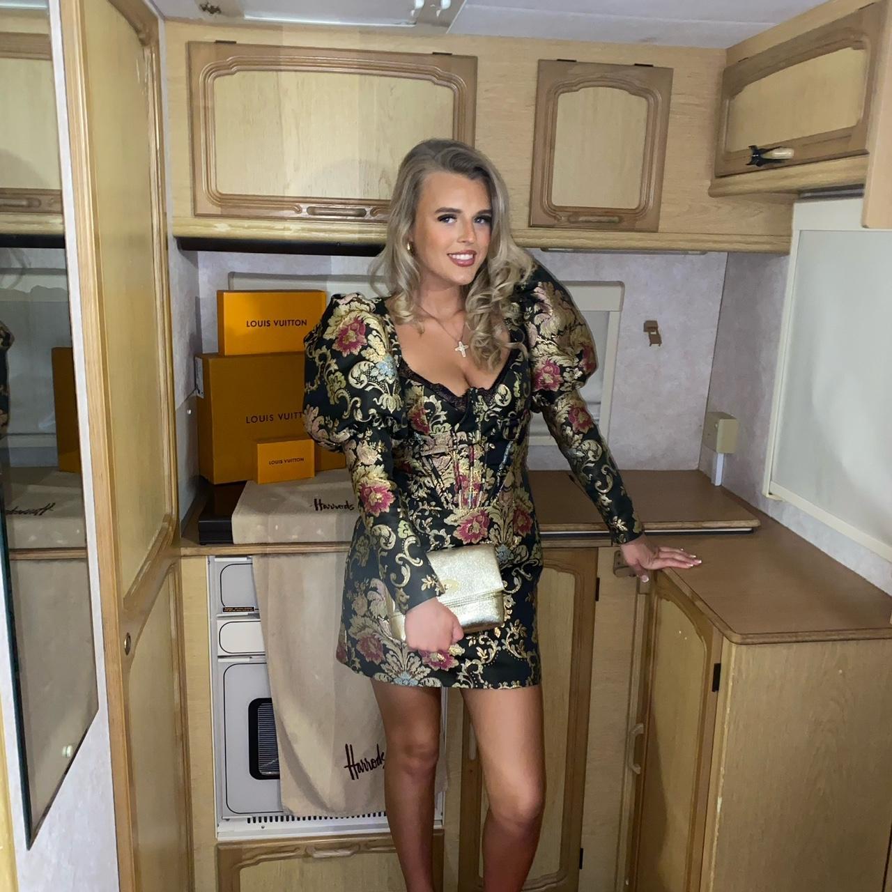 Lavish Alice dress, size 8, in prefect condition... - Depop