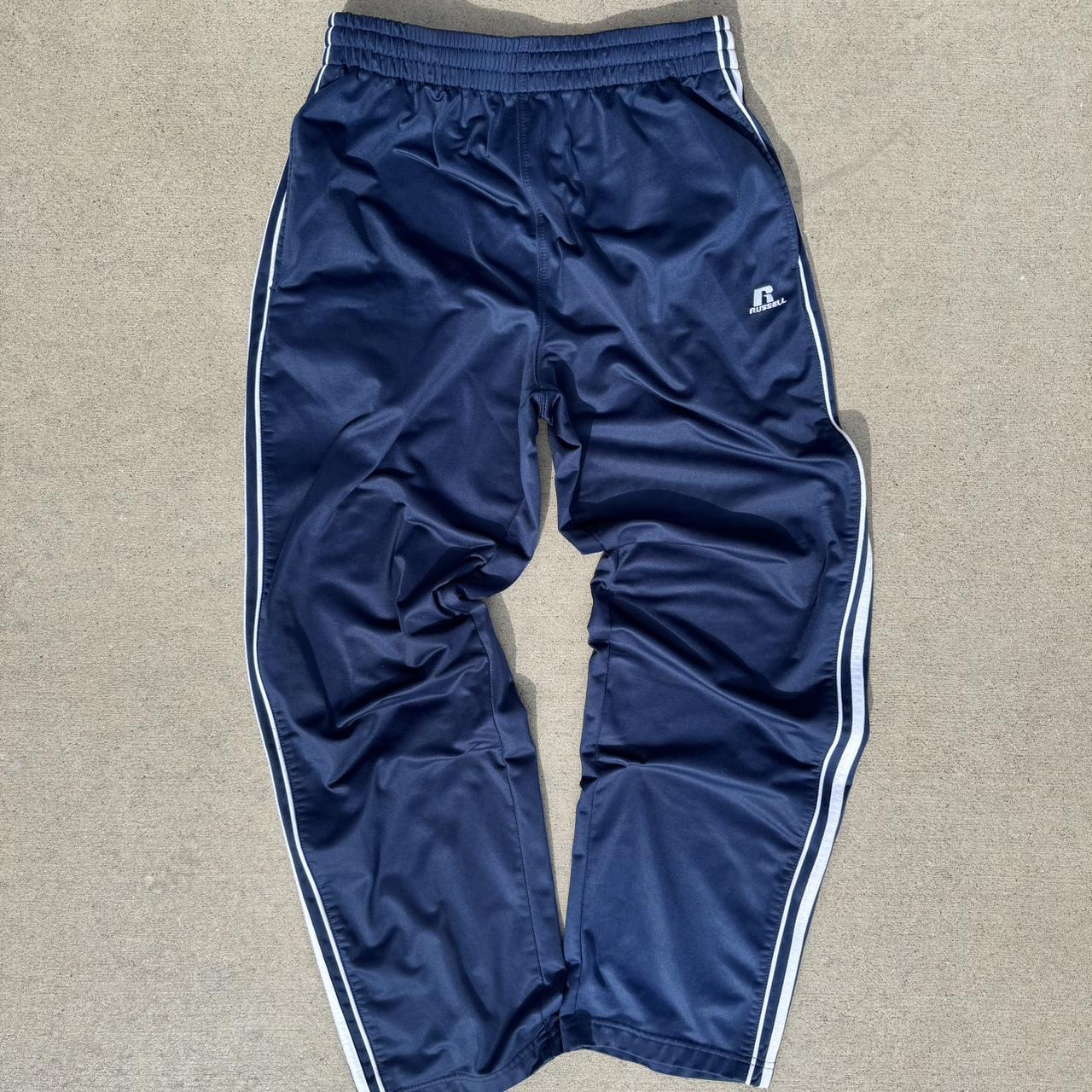 Russell Sweats Awesome Condition #vintage... - Depop