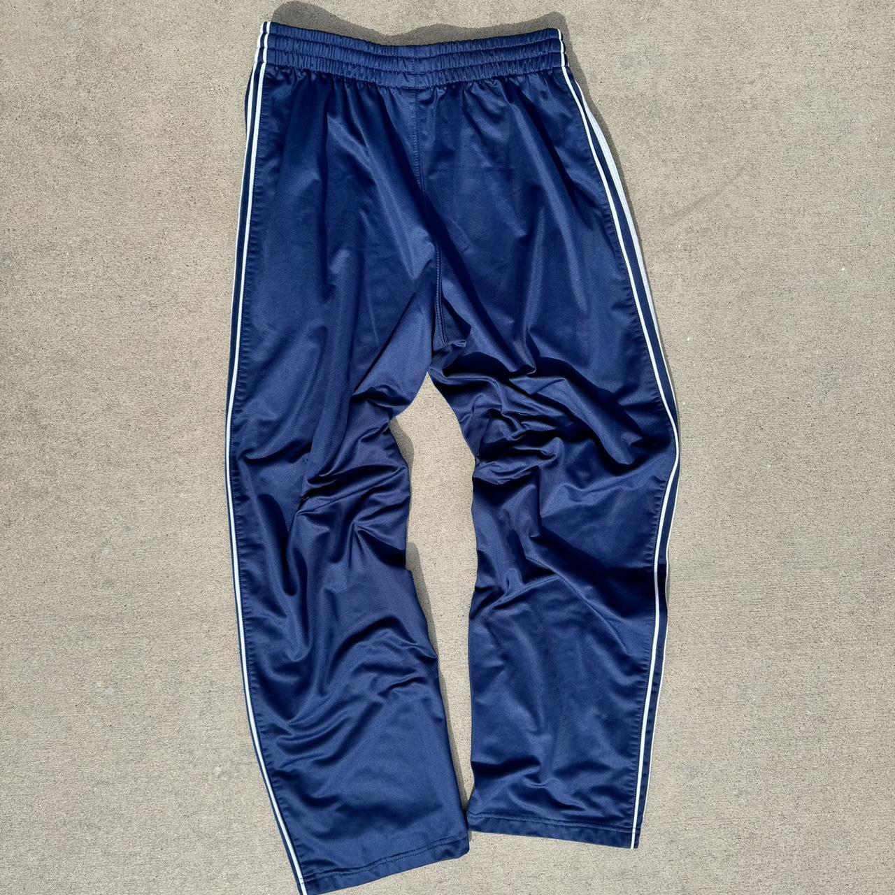 Russell Sweats Awesome Condition #vintage... - Depop