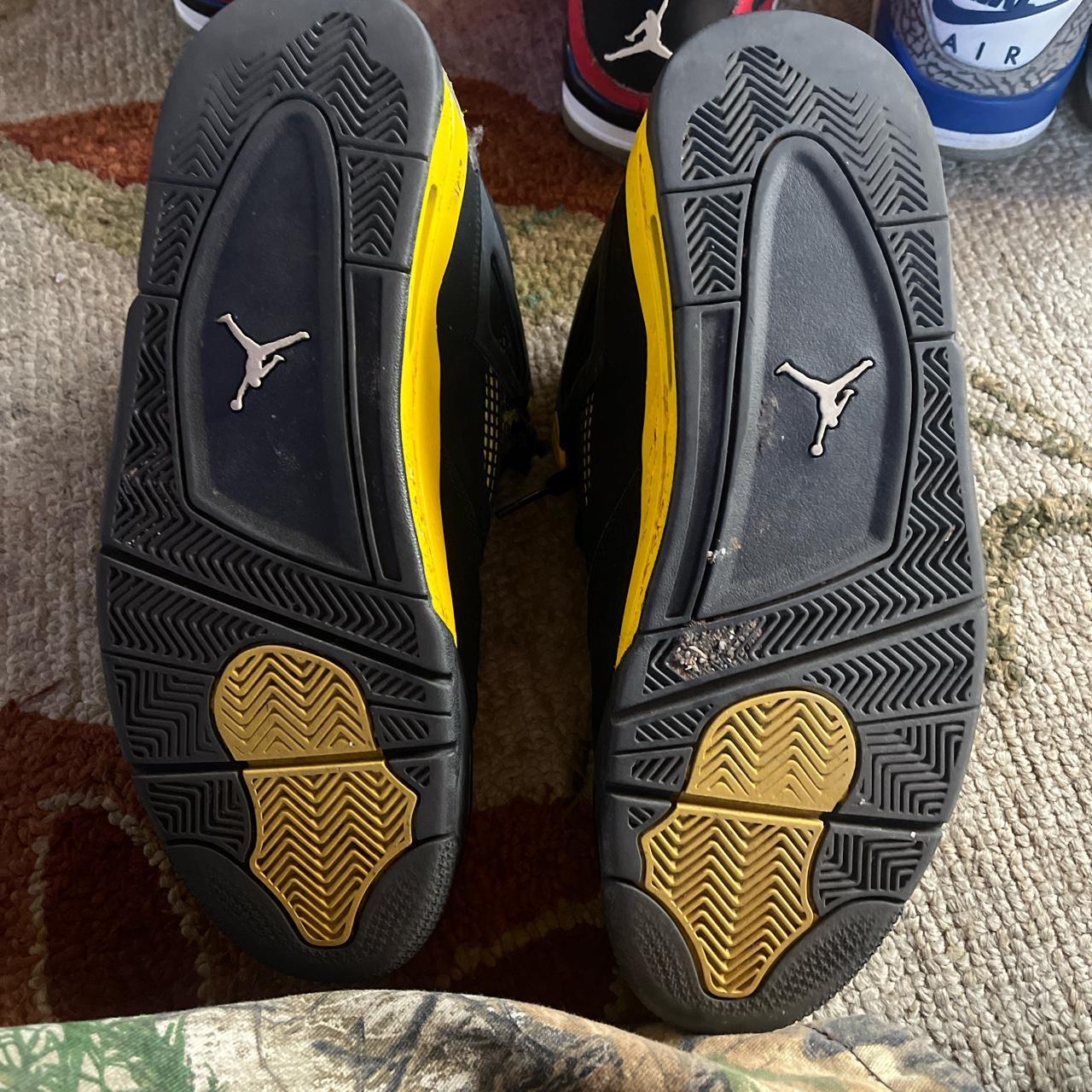 size 12 missing back tabs flaws shown comes with box - Depop