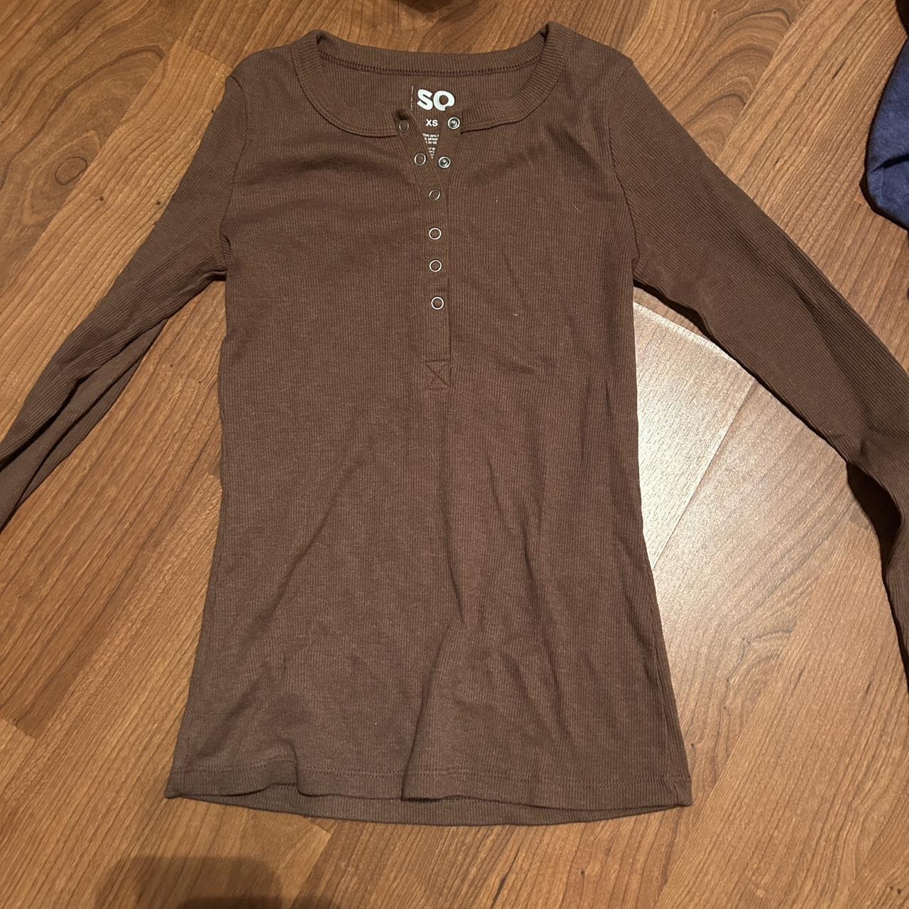 Cute brown button top Very Gilmore girls, vampire... - Depop