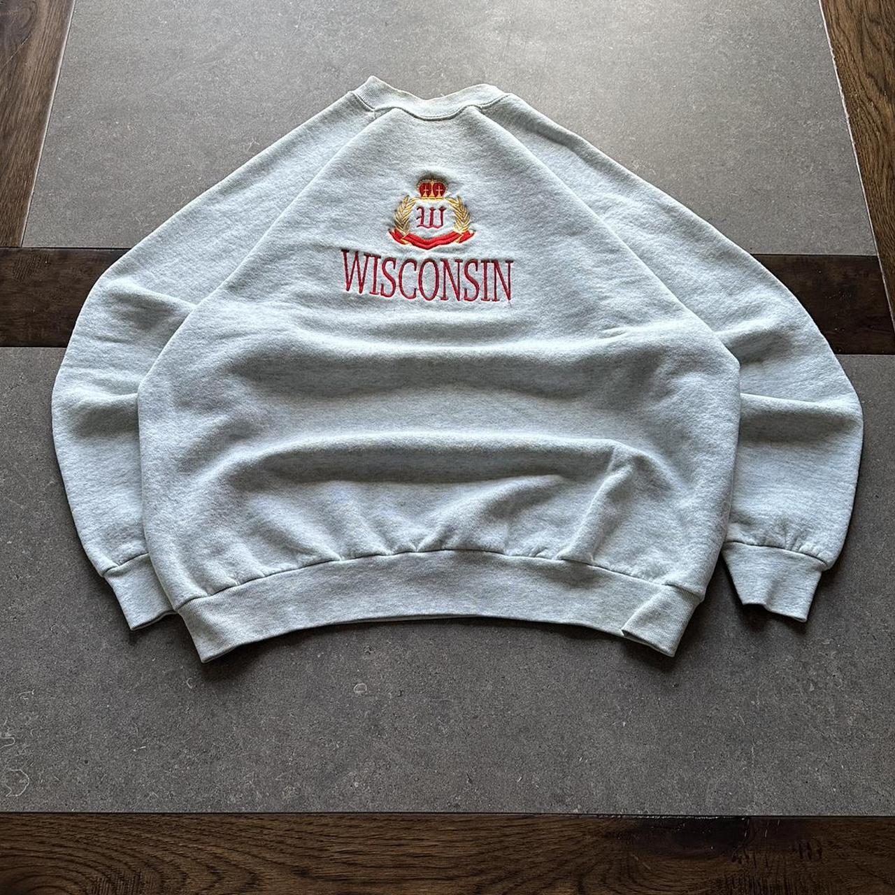 Vintage University Of Wisconsin Crewneck Size XL in... - Depop