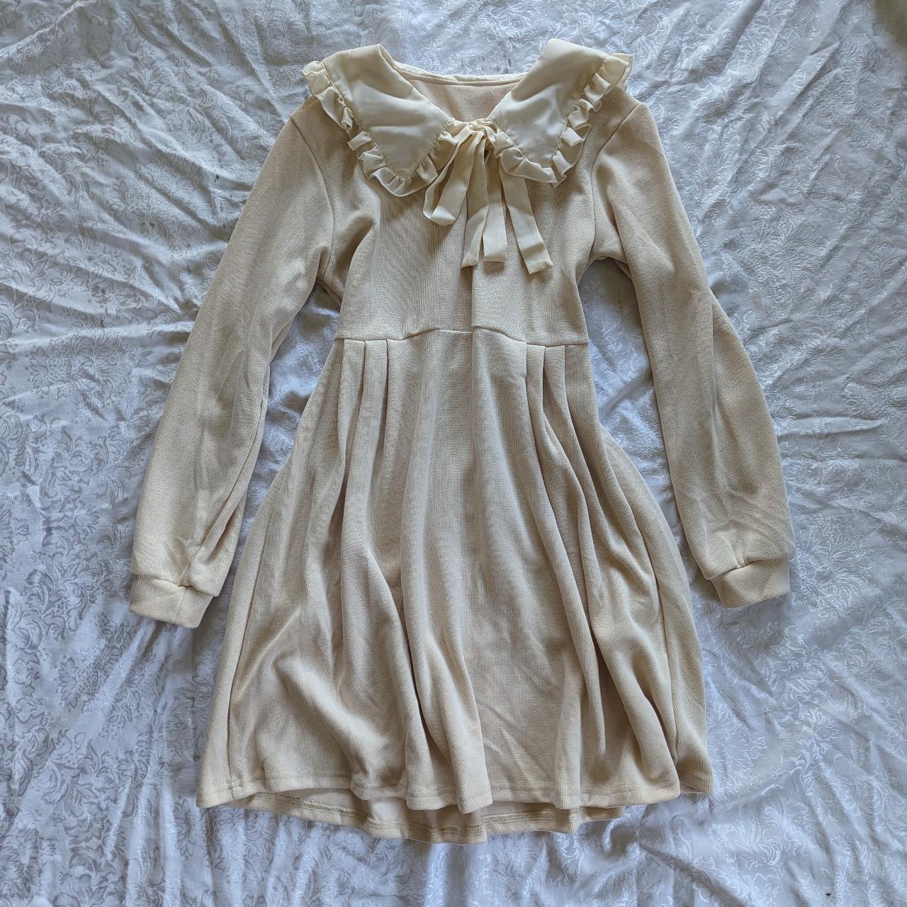 Super cute cream colored coquette/cottage core fairy... - Depop