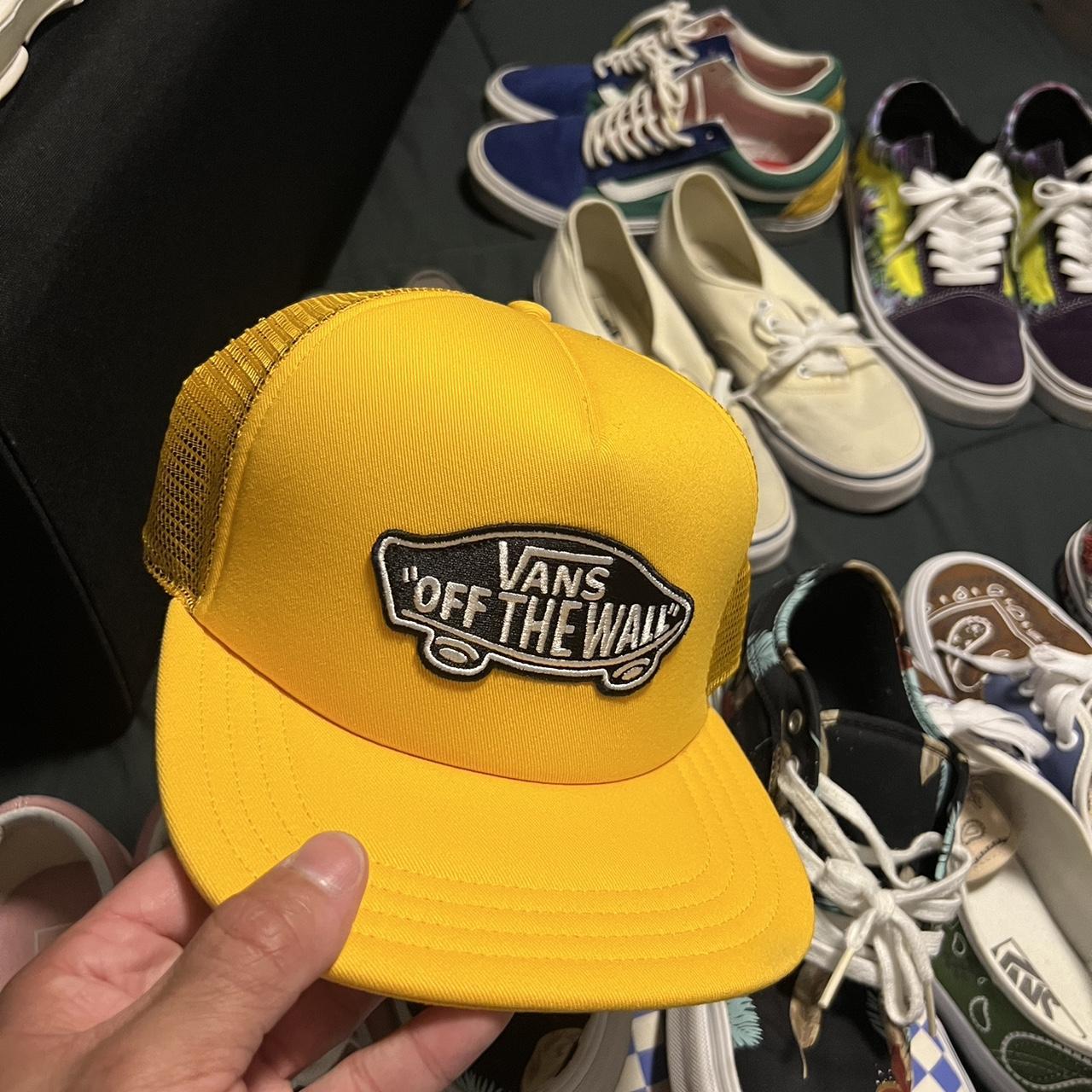vans hat maybe worn 1-2x in great shape - Depop