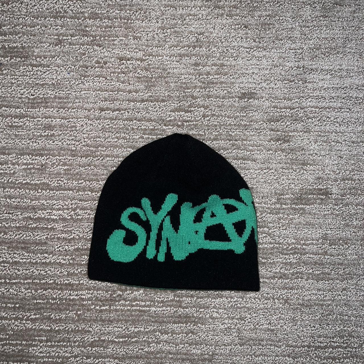 Syna World Reversible Beanie -Fits kinda small... - Depop
