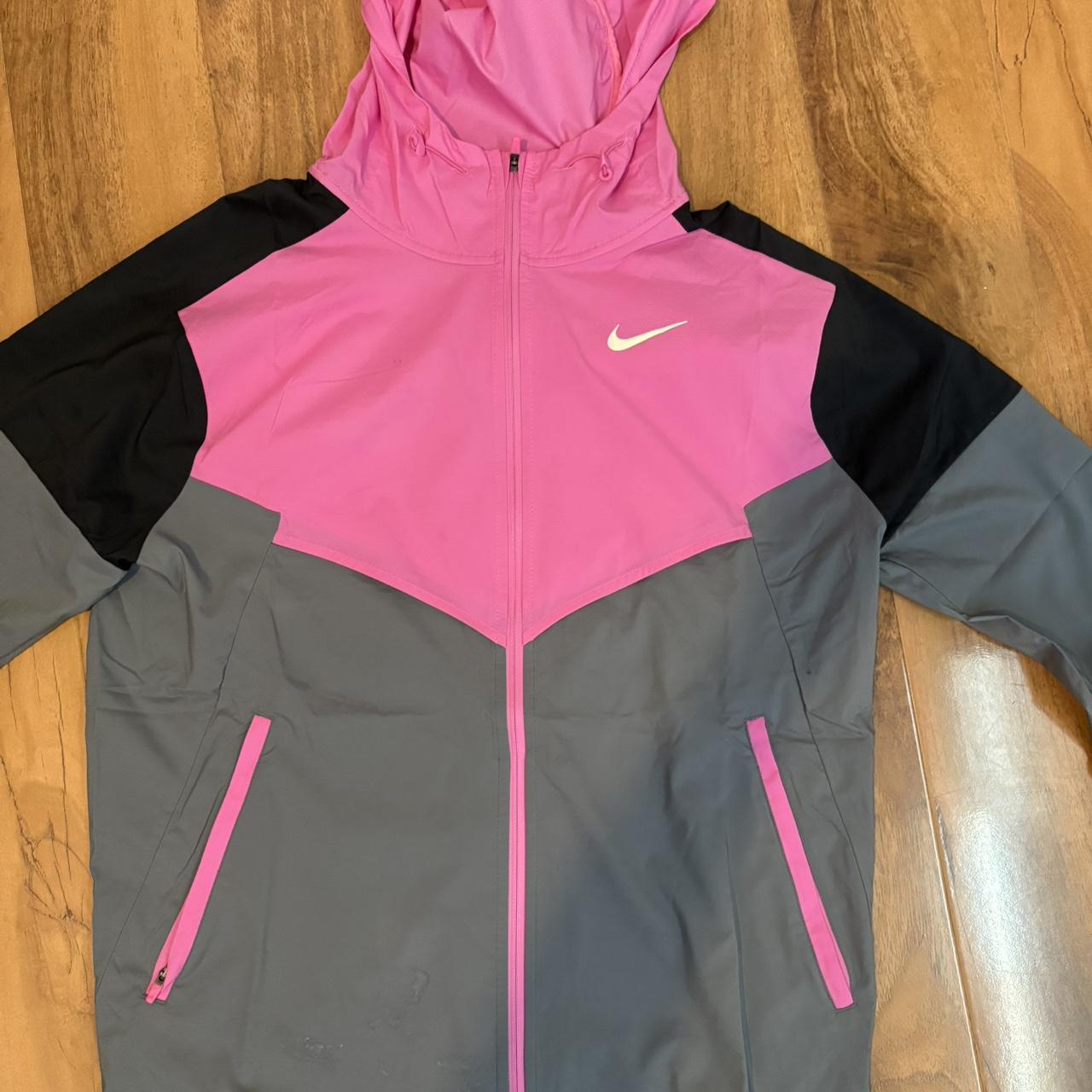 Nike Miller Set Pink and Grey small Never... | Depop